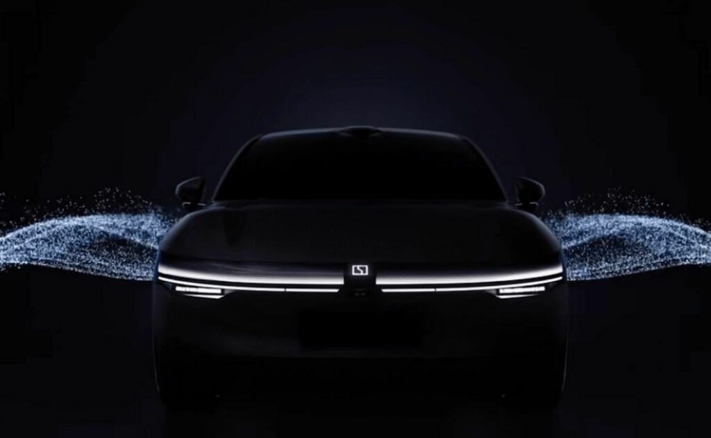 Zeekr’s New 007 Sedan Takes Shape Before Pre-Sales Start In China ...