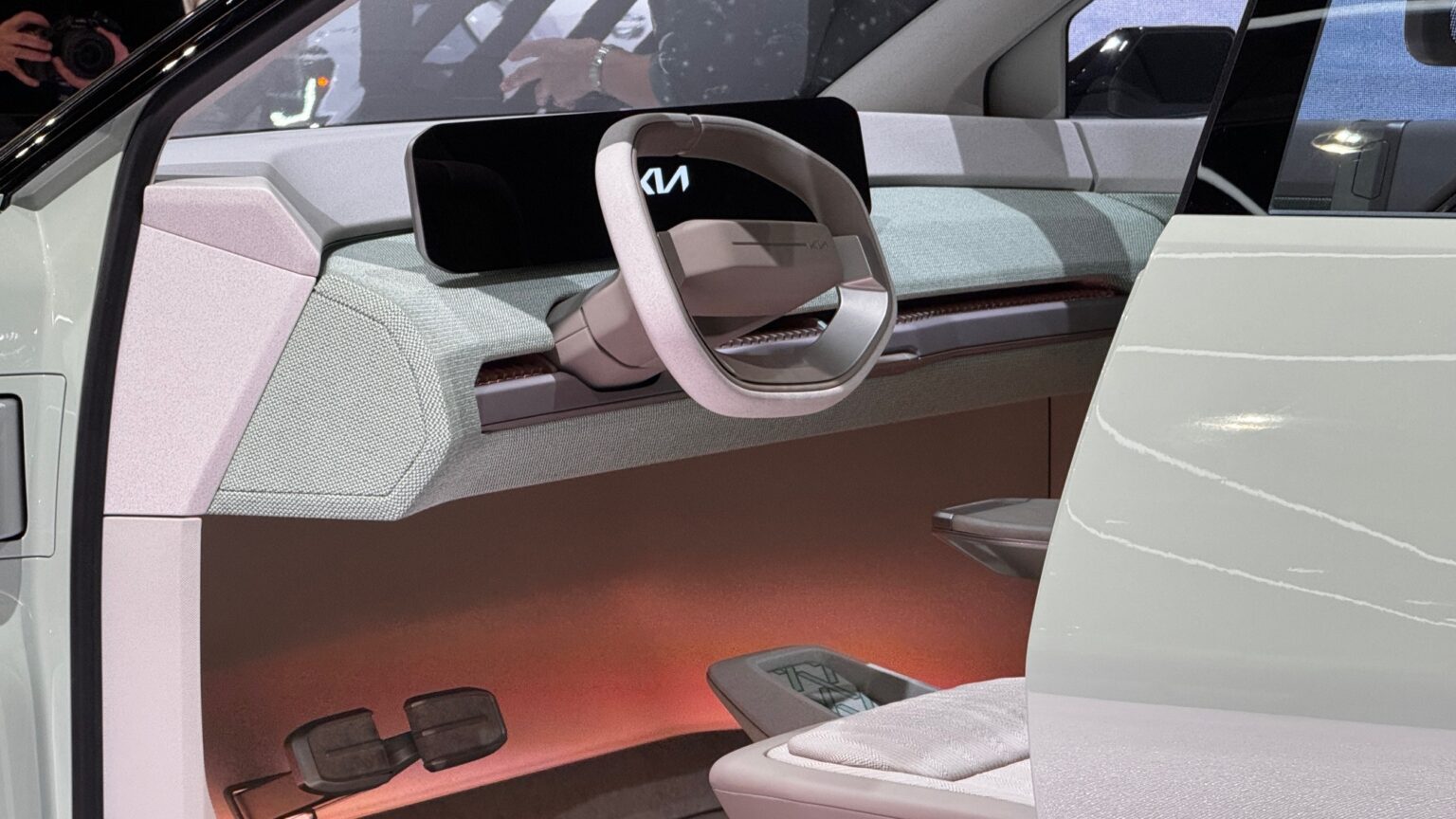 EV3 SUV And EV4 Sedan Concepts Show Kia’s Electrifying Future In LA ...