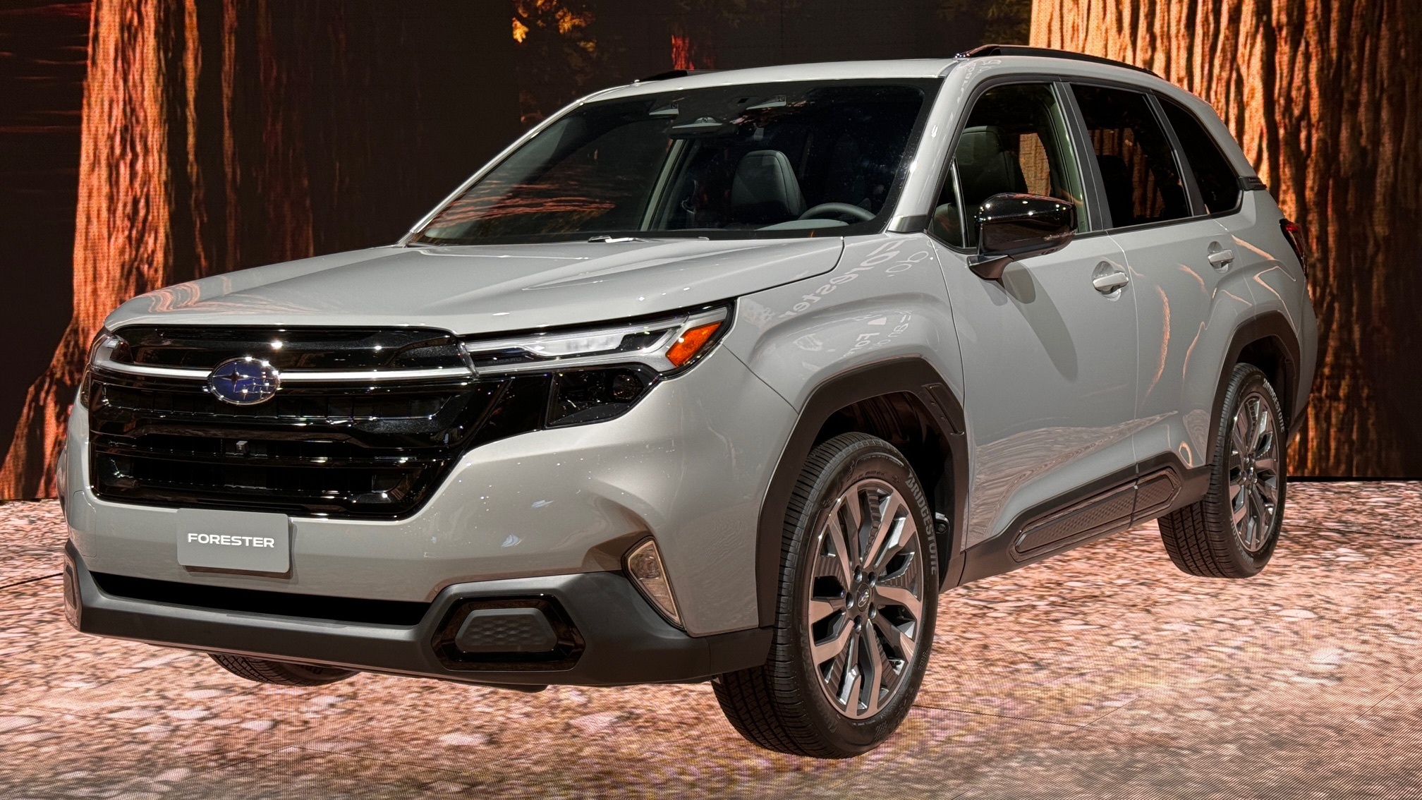 2025 Subaru Forester Looks Like A RAV4 Disguised As An Explorer, Gets ...