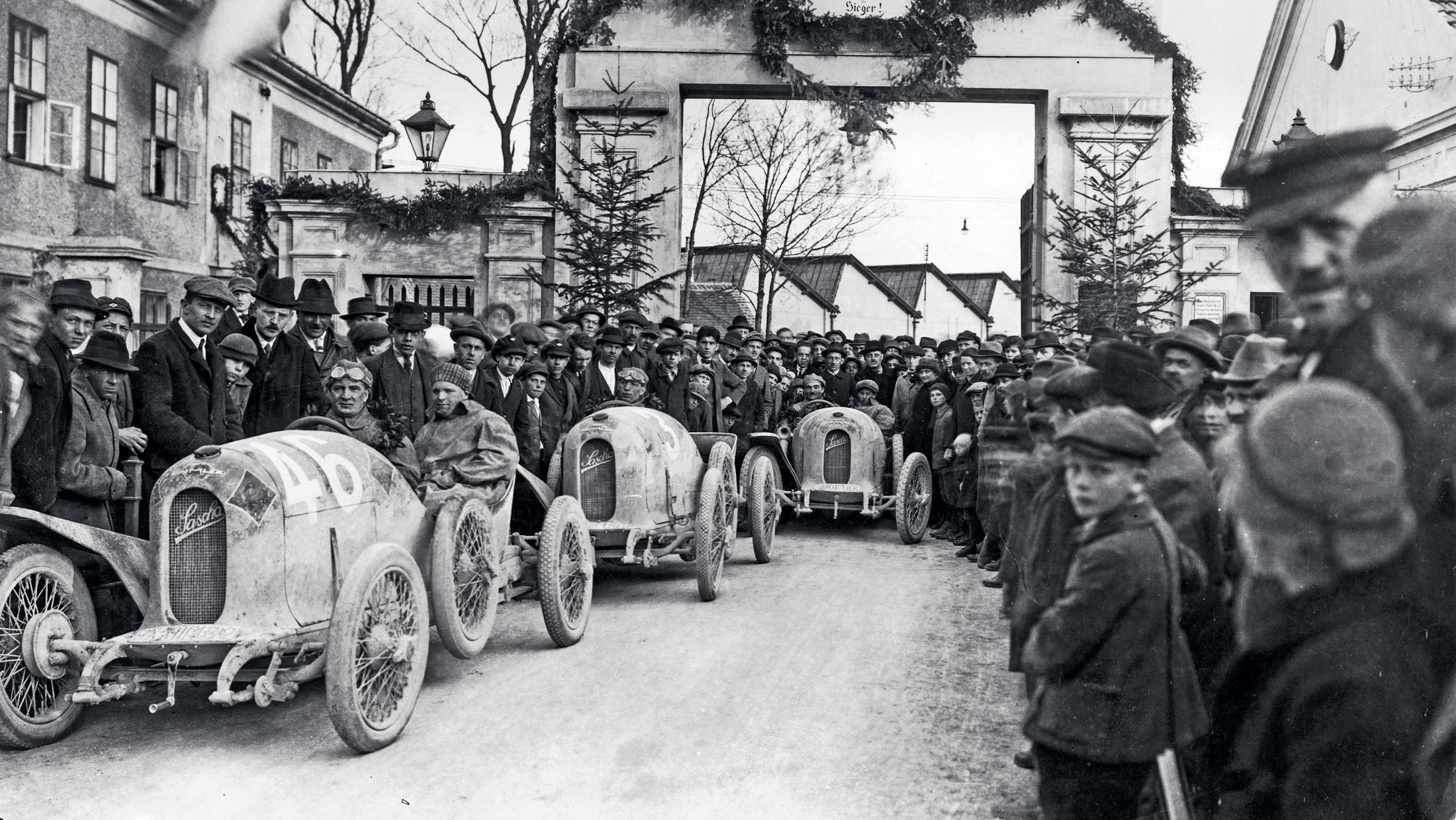 Porsche Takes The Oldest Drivable Car In Its Collection For A Spin ...