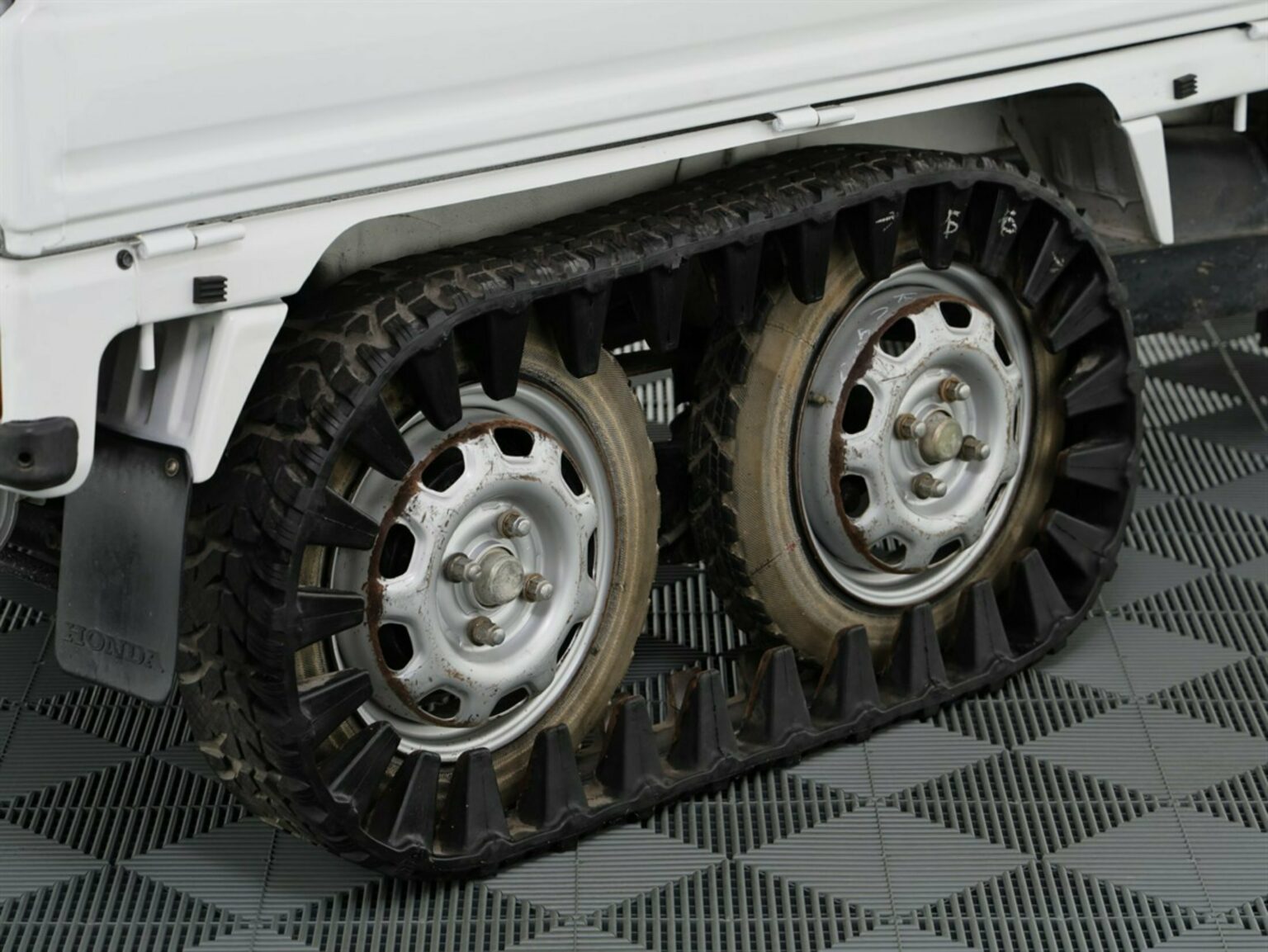 Honda Acty Crawler Is Your Antidote To Monstrous 6×6 Truck Conversions ...