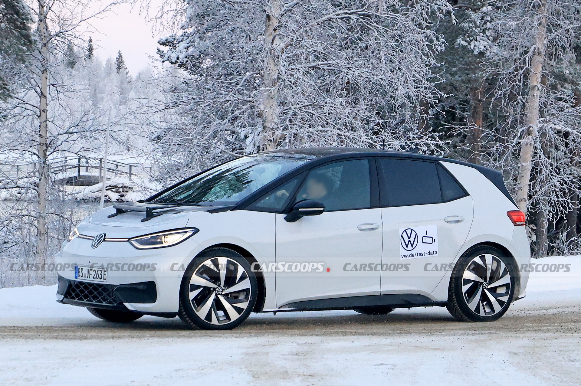GTI Or GTX? 2025 ID.3 Spied Testing As VW’s Performance Hatch With An ...