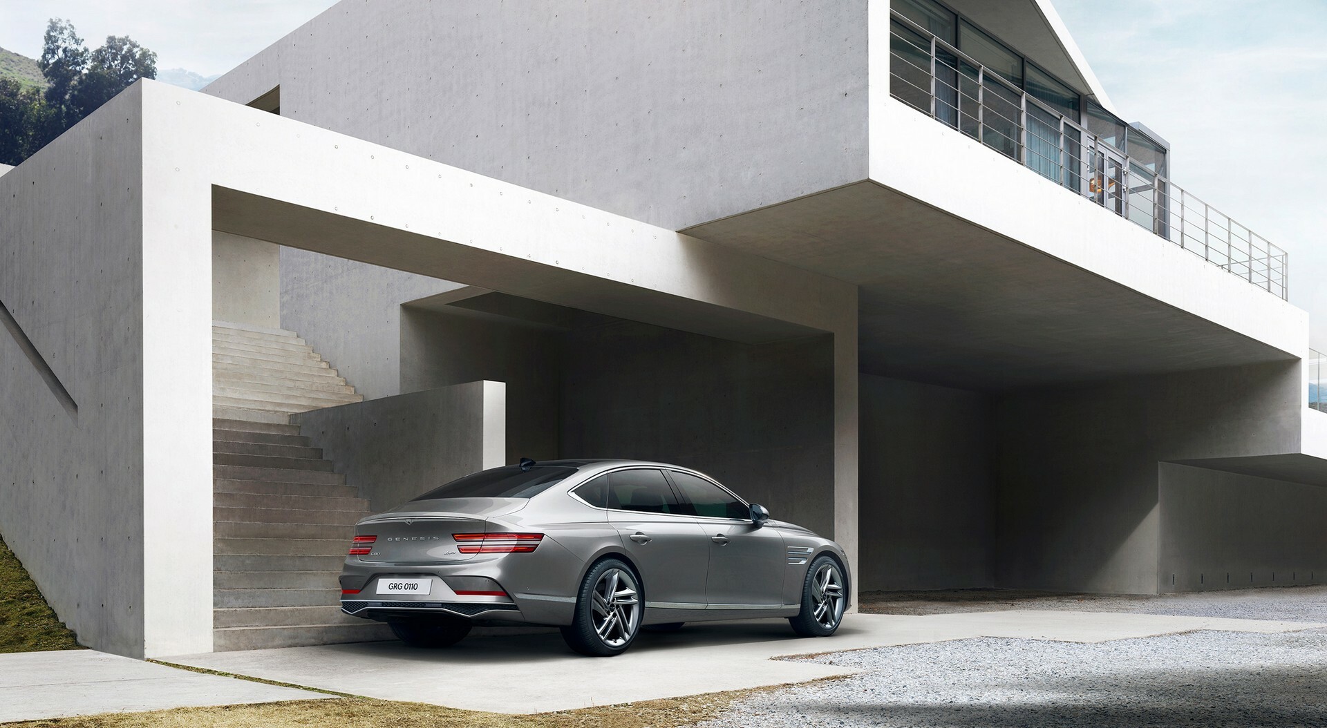 2025 Genesis G80 Combines Sportier Styling With Tech-Focused Interior ...