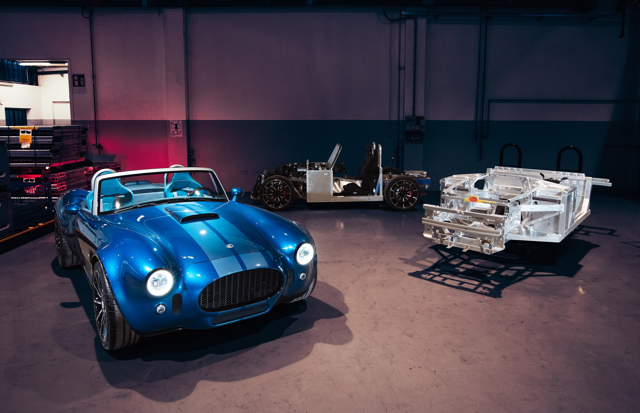 Carroll Shelby Wouldn’t Recognize The AC Cobra GT Roadster’s Trick ...