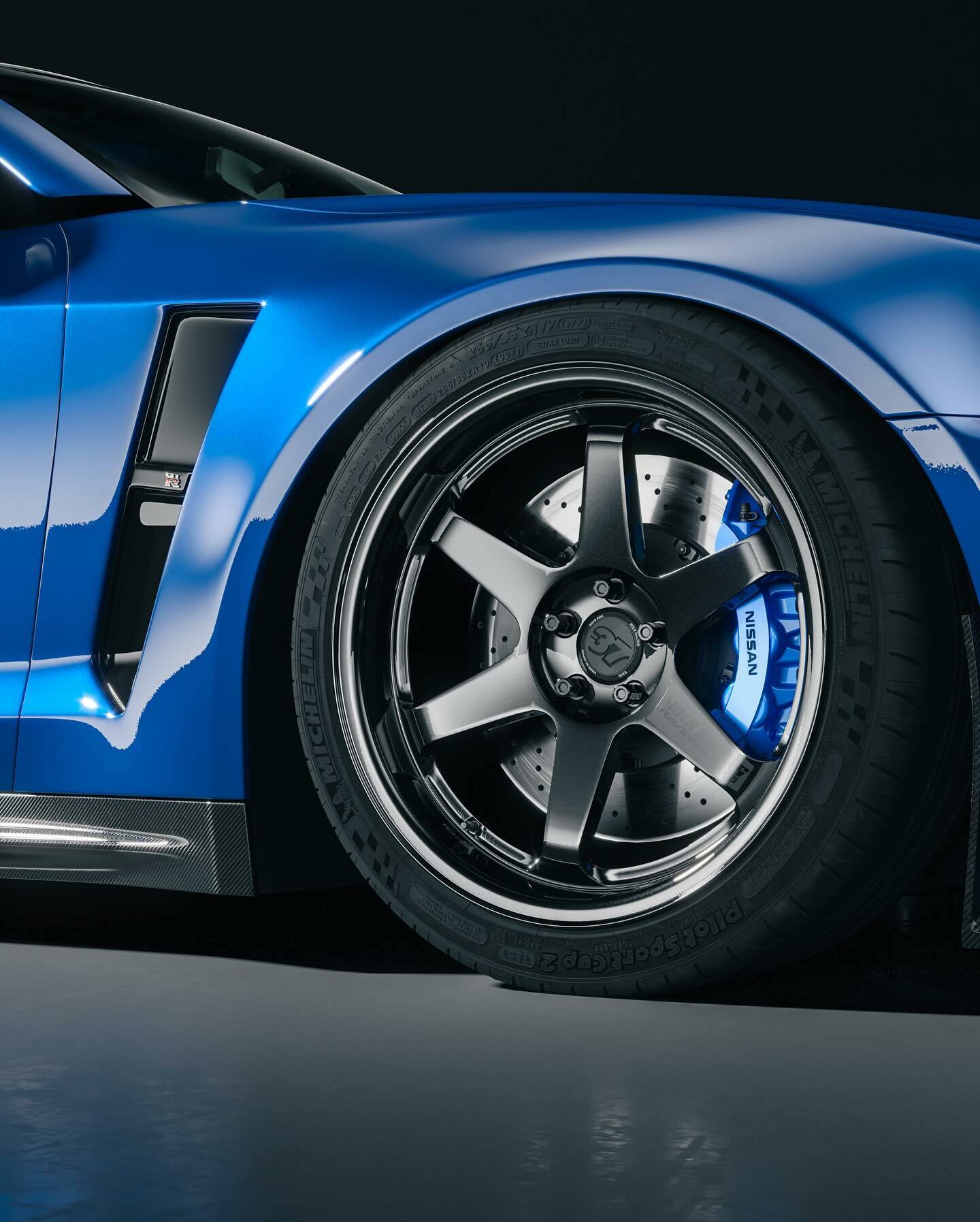 Artisan Will Build You An R35 Nissan GT-R With Retro R34 Styling And Up ...