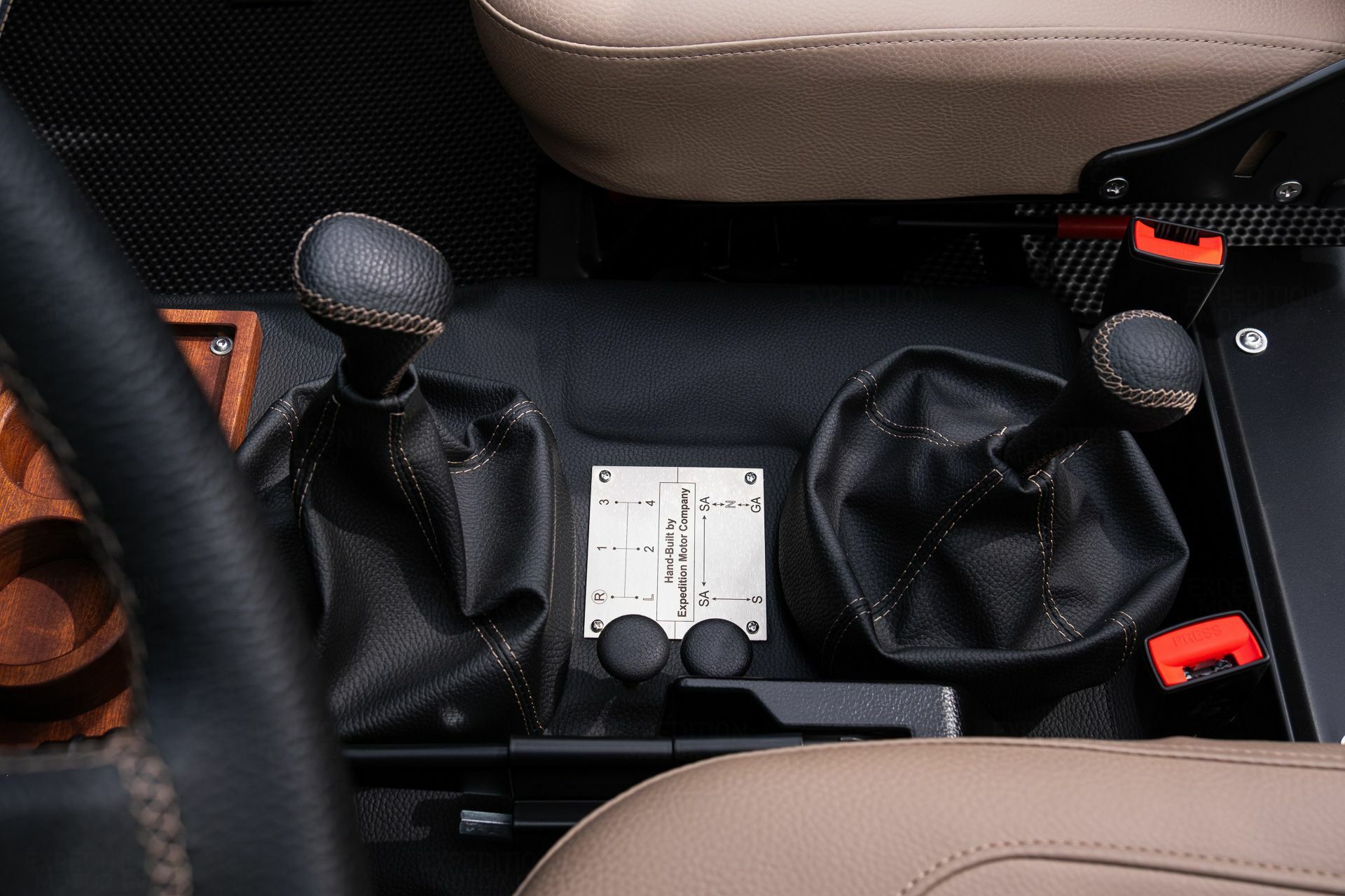 EMC’s Latest Mercedes G-Class Is A No-Frills Restomod That Looks Just ...