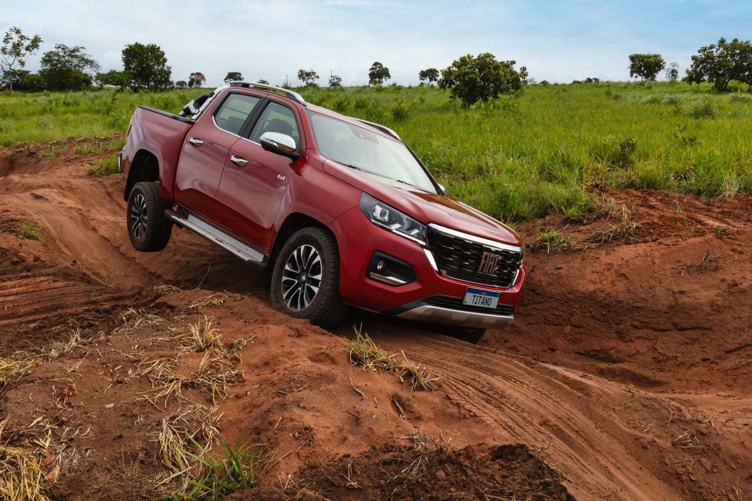 New Fiat Titano Midsize Pickup Is Stellantis’ Chinese-Based Hilux And ...