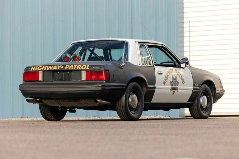 Prototype Ford Mustang SSP Is A Foxy Cop Car Ready To Outrun Wallets ...