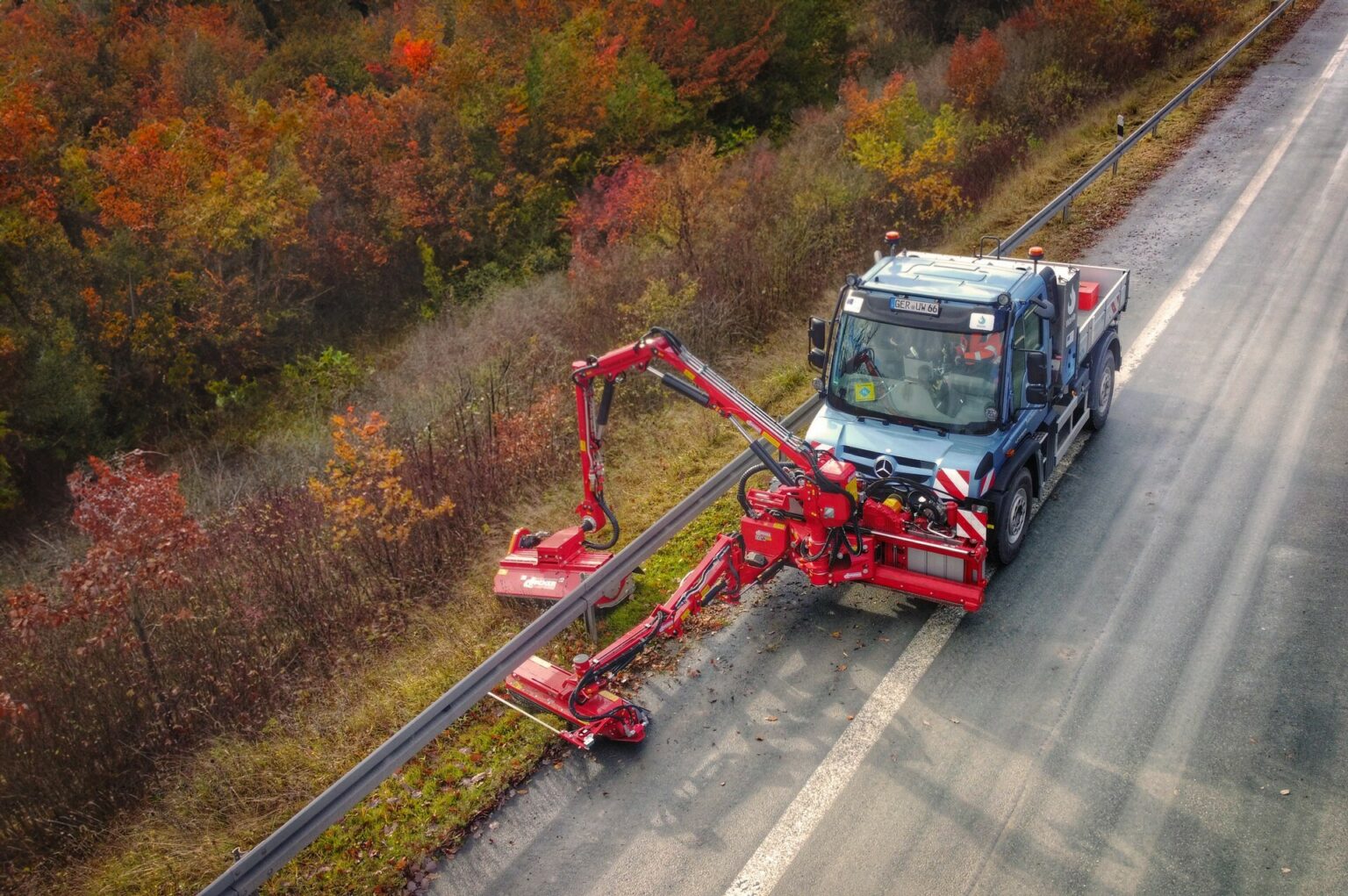 Mercedes Testing Hydrogen-Powered Unimog Mower | Carscoops