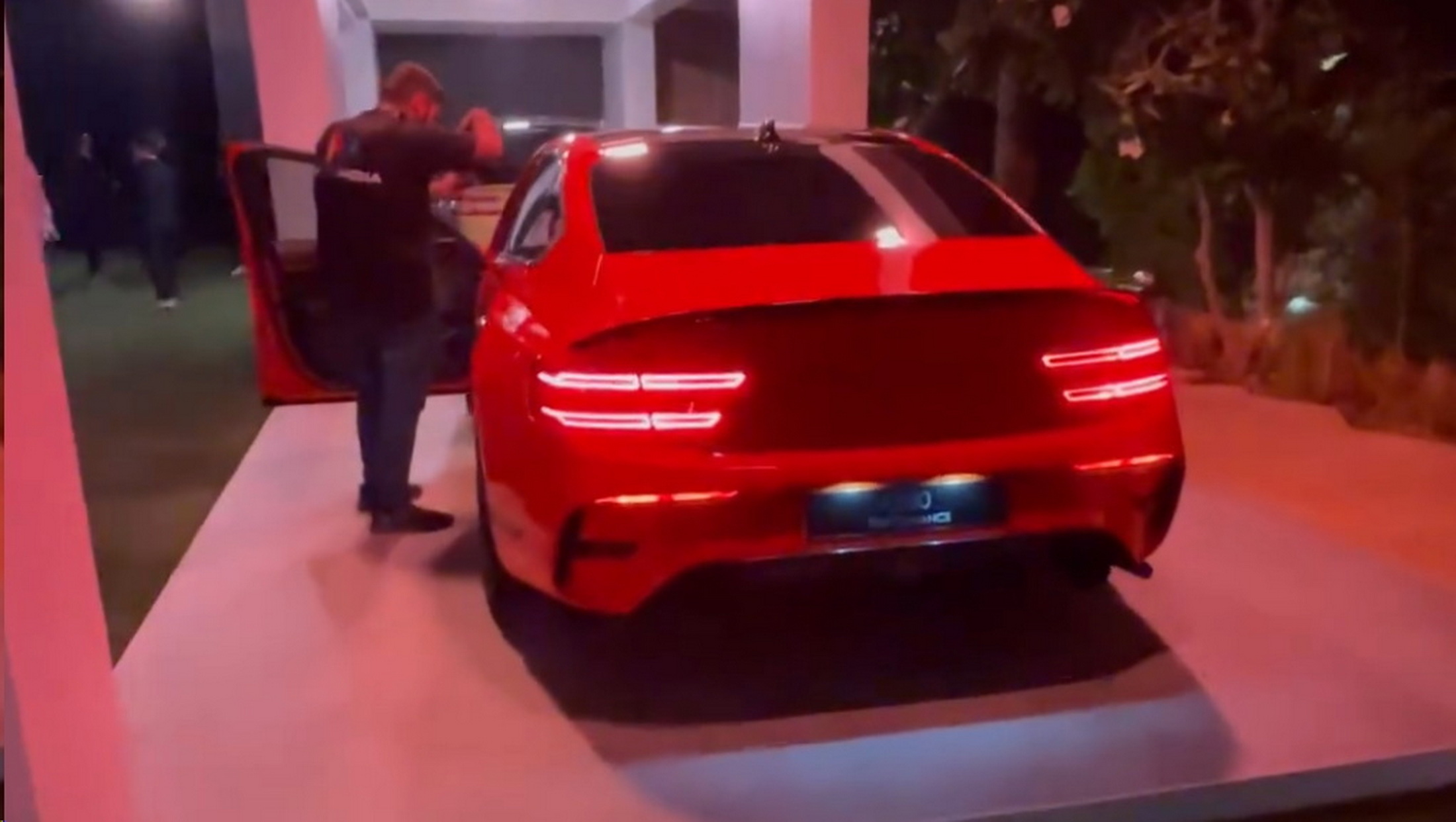 Genesis Shows Off Spicy G80 Performance, And 1-Of-20 GV80 Twilight In ...