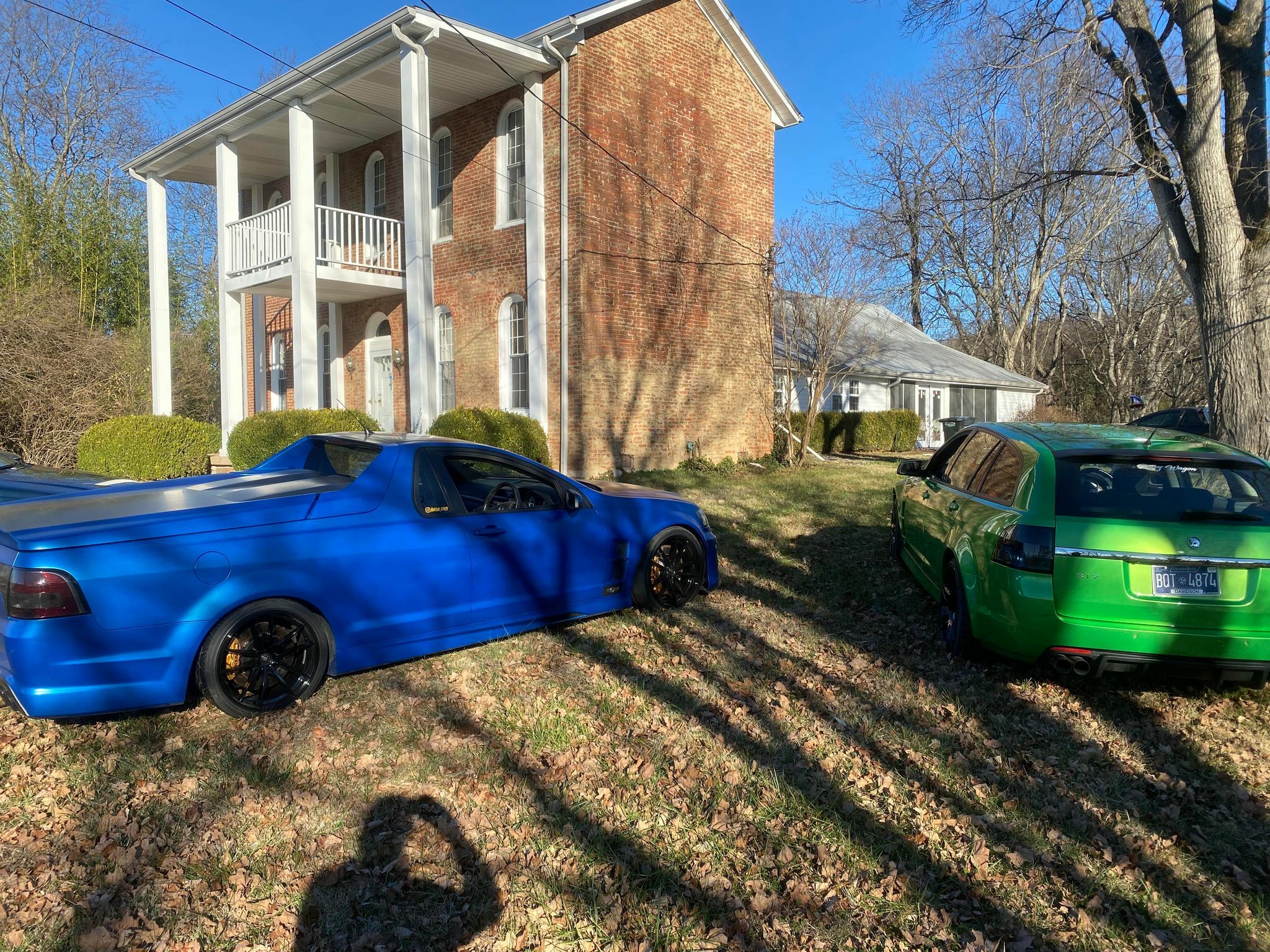 There’s A Stash Of Holden And HSV Cars For Sale In Tennessee | Carscoops