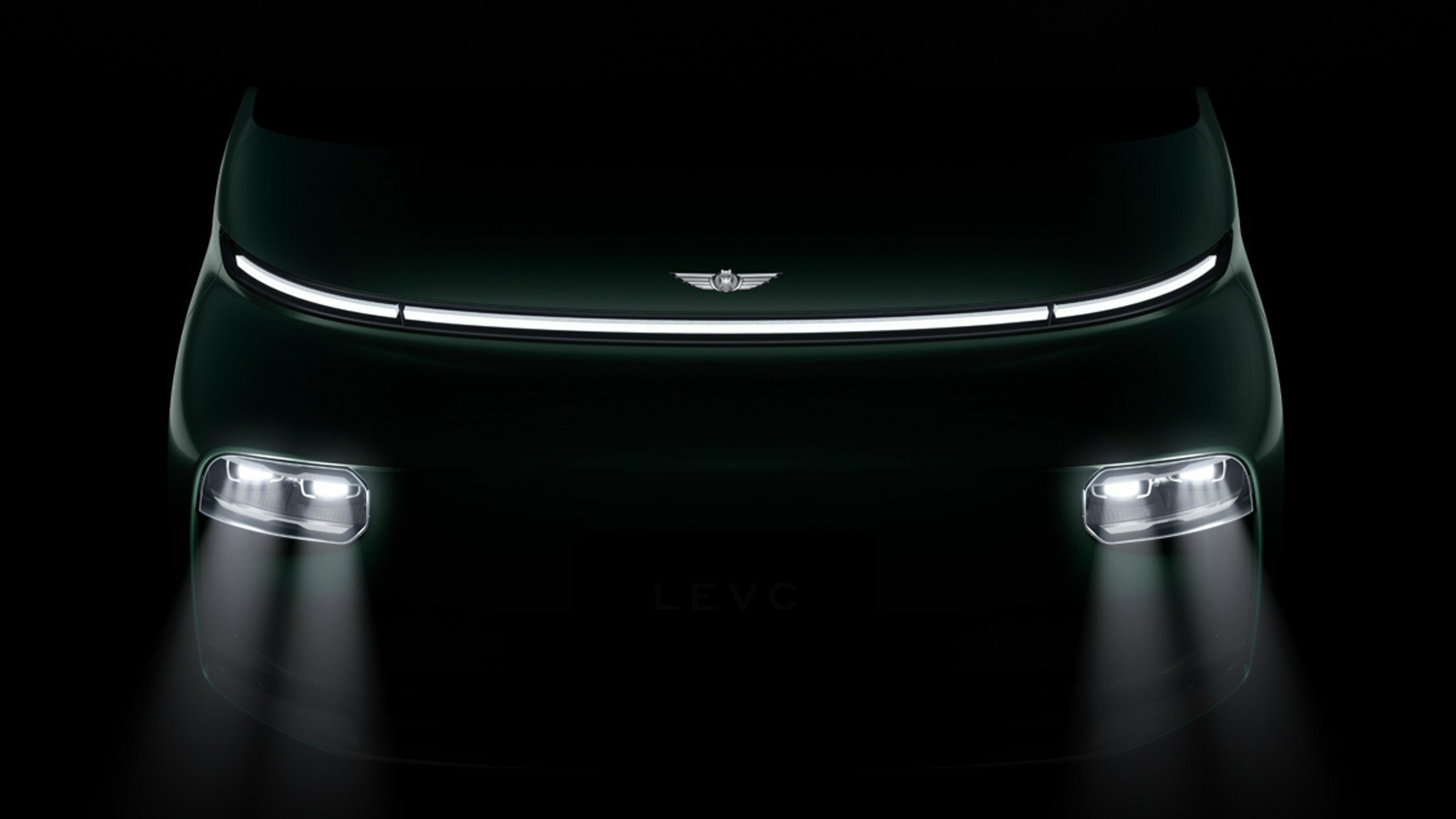 New LEVC L380 Is An Electric Minivan Inspired By The World’s Largest ...