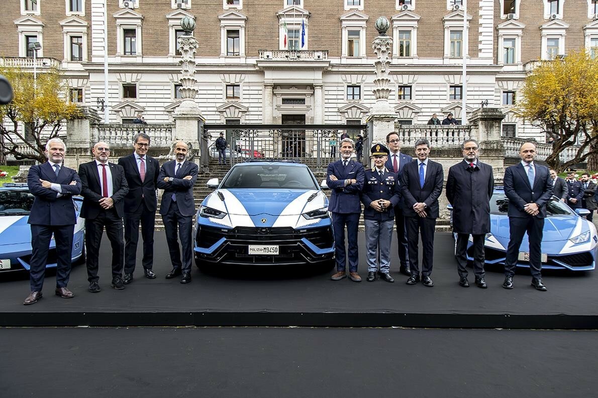 This Special Lamborghini Urus Performante Is Italy’s Latest Police Car ...