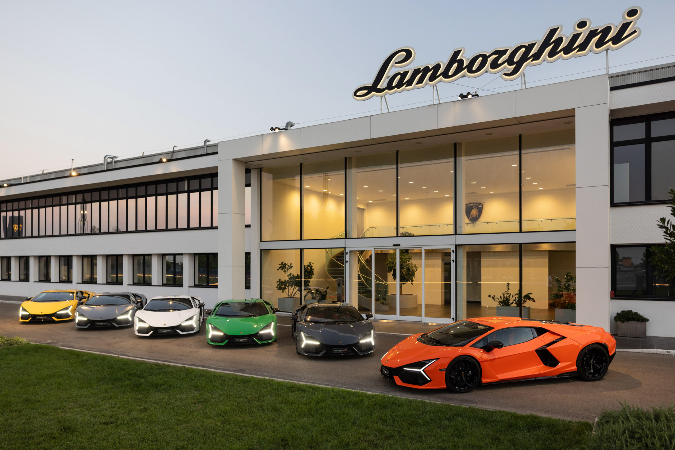 Lamborghini’s New Four-Day Week Policy Just Made A Dream Job Even ...