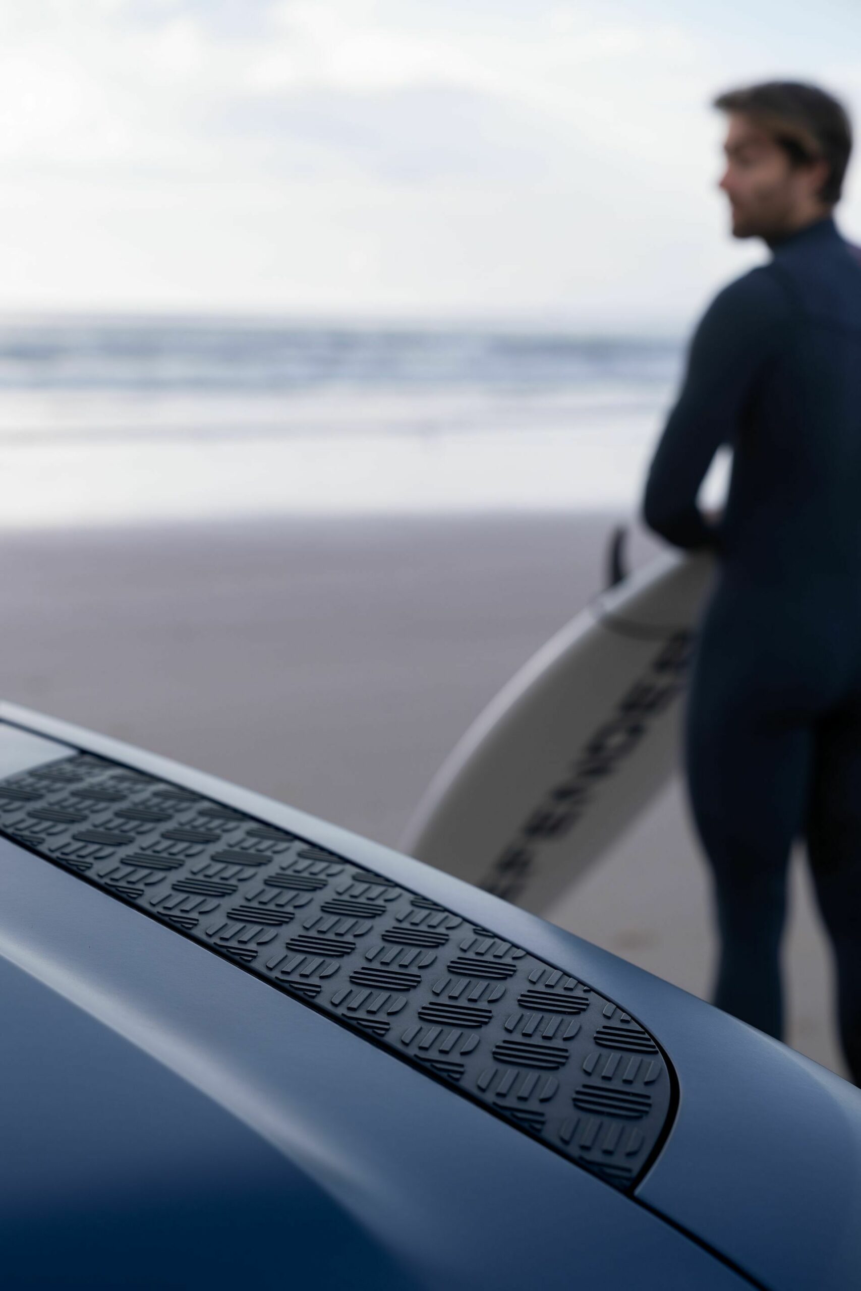 Land Rover Defender Pacific Blue Edition Celebrates Australia’s Surfing ...