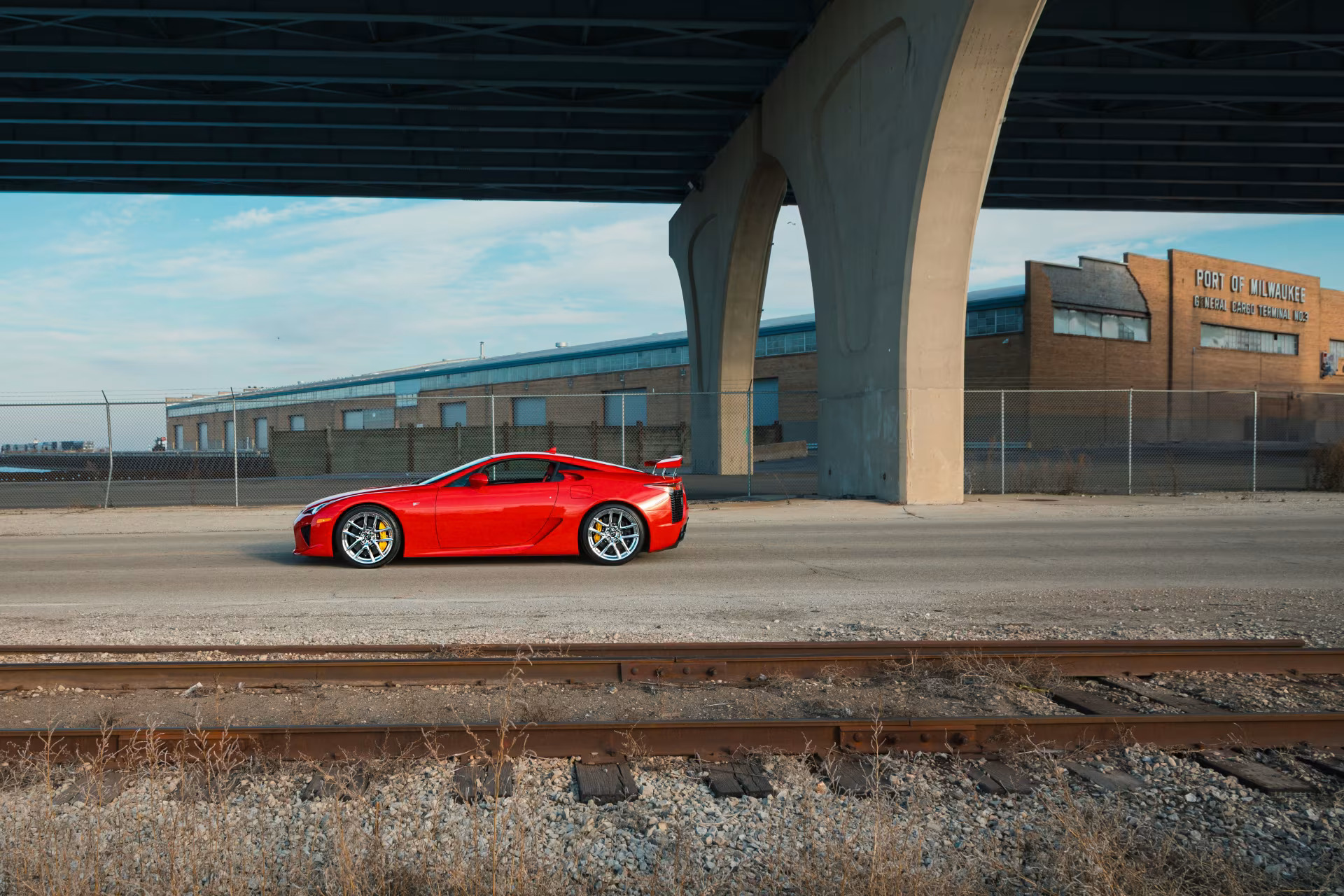 Absolutely Red Lexus LFA Supercar Available With Near-Delivery Mileage ...