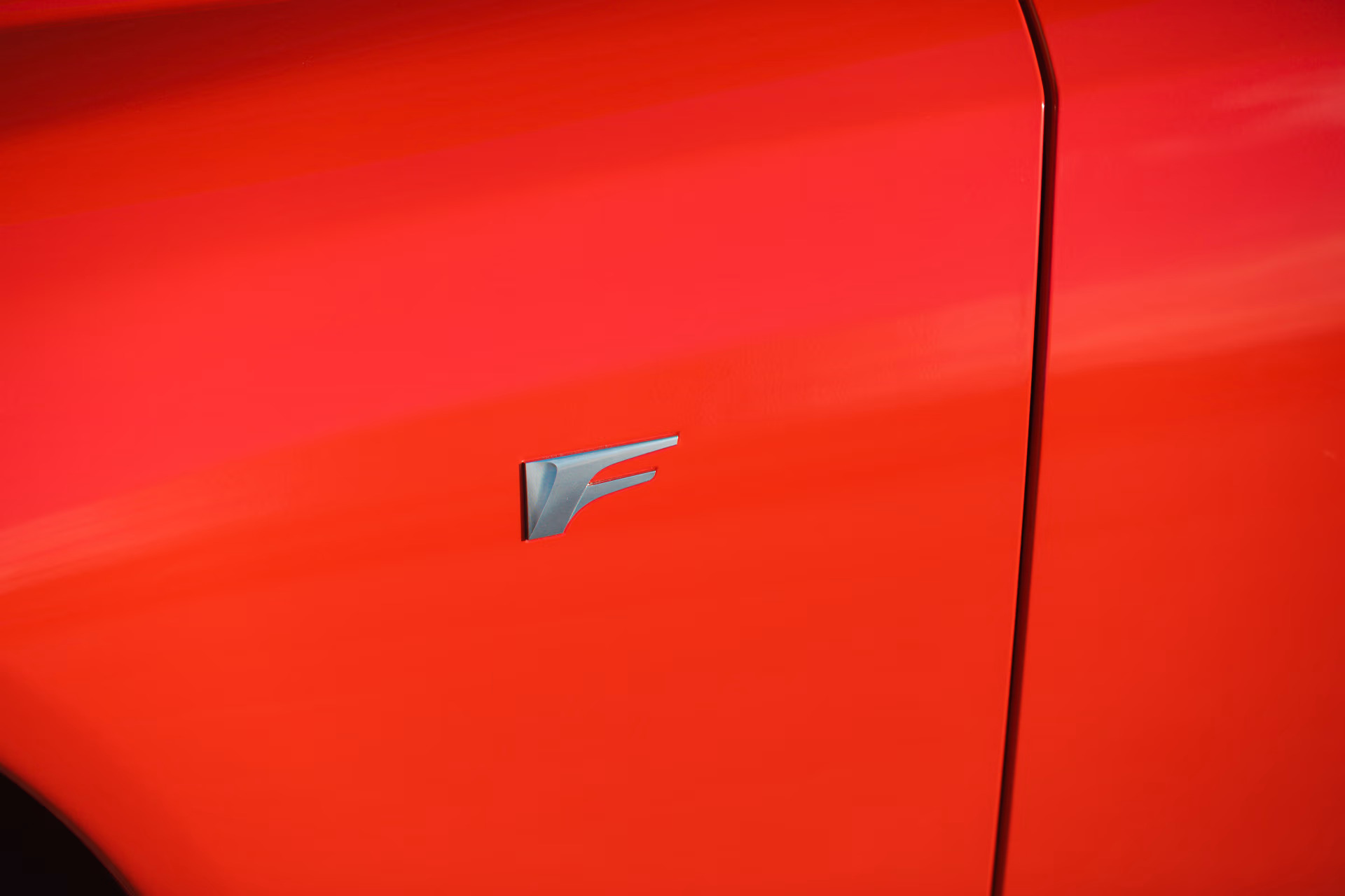 Absolutely Red Lexus LFA Supercar Available With Near-Delivery Mileage ...