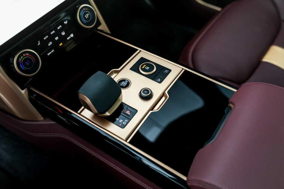 Manhart Creates Sinister Black And Gold Range Rover | Carscoops