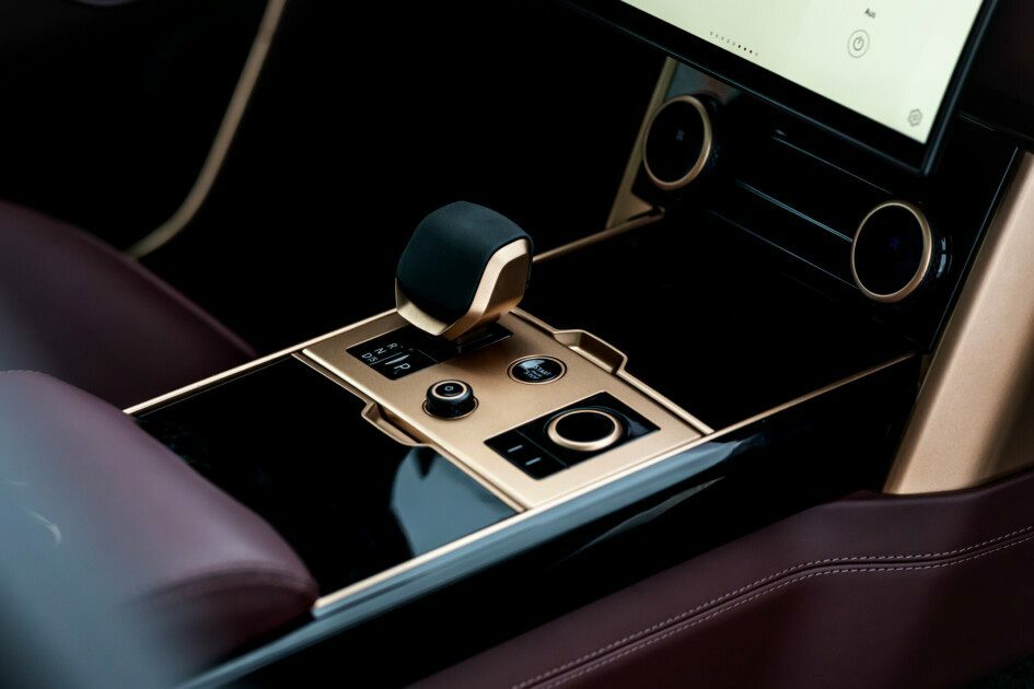 Manhart Creates Sinister Black And Gold Range Rover | Carscoops