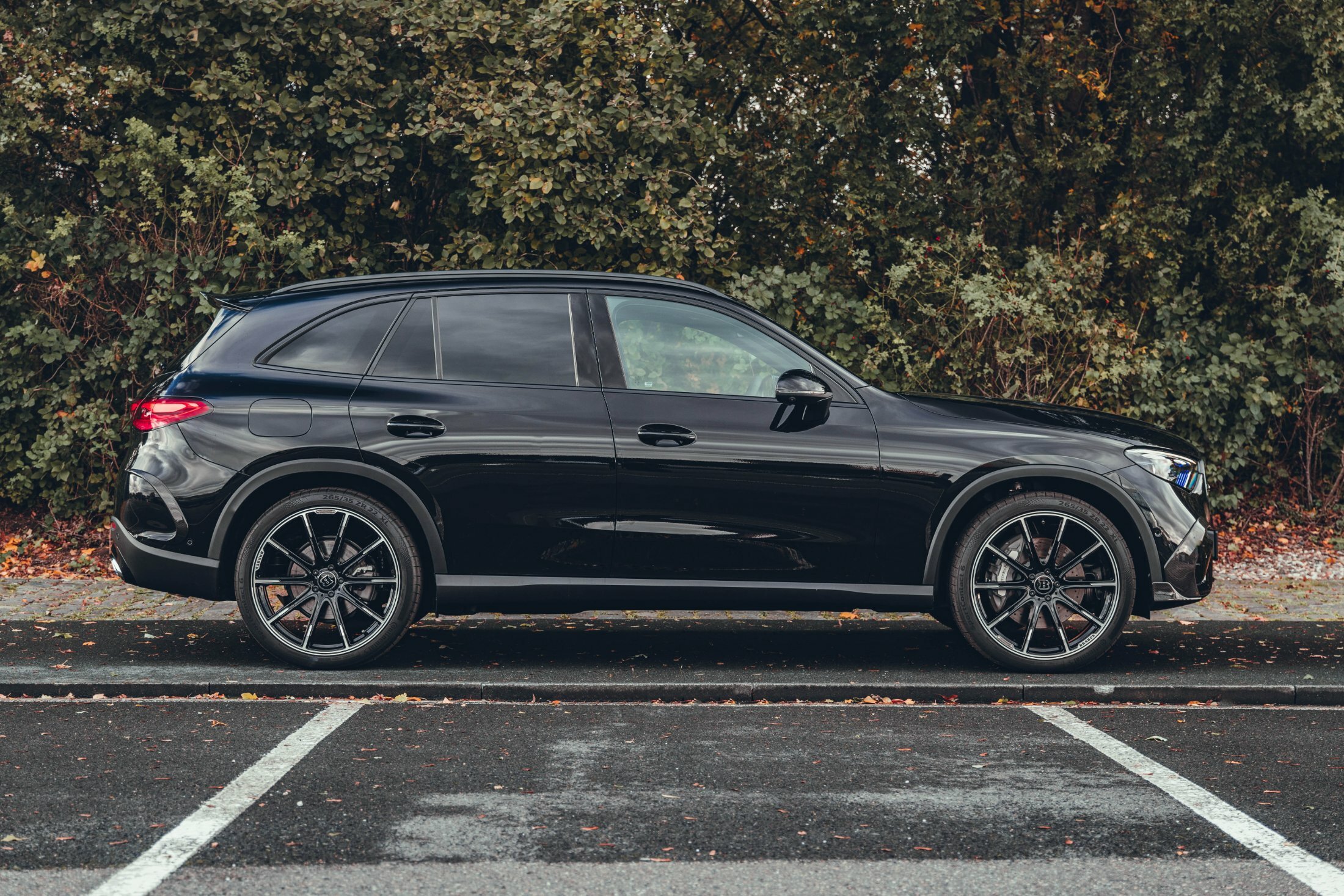 Brabus Adds Power And Carbon Fiber To The Mercedes-Benz GLC 300 | Carscoops