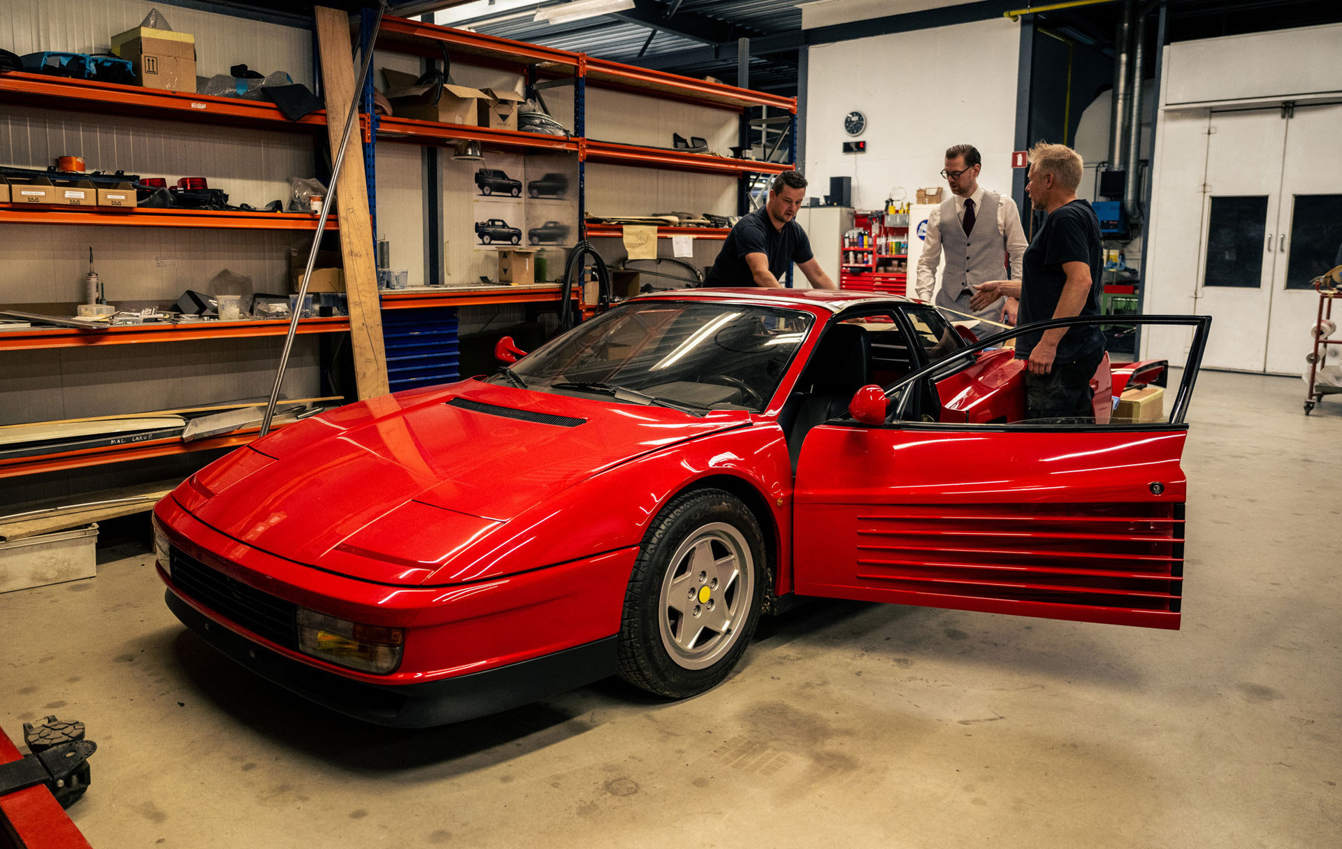 Niels van Roij Design Is Coachbuilding A Ferrari Testarossa Targa ...