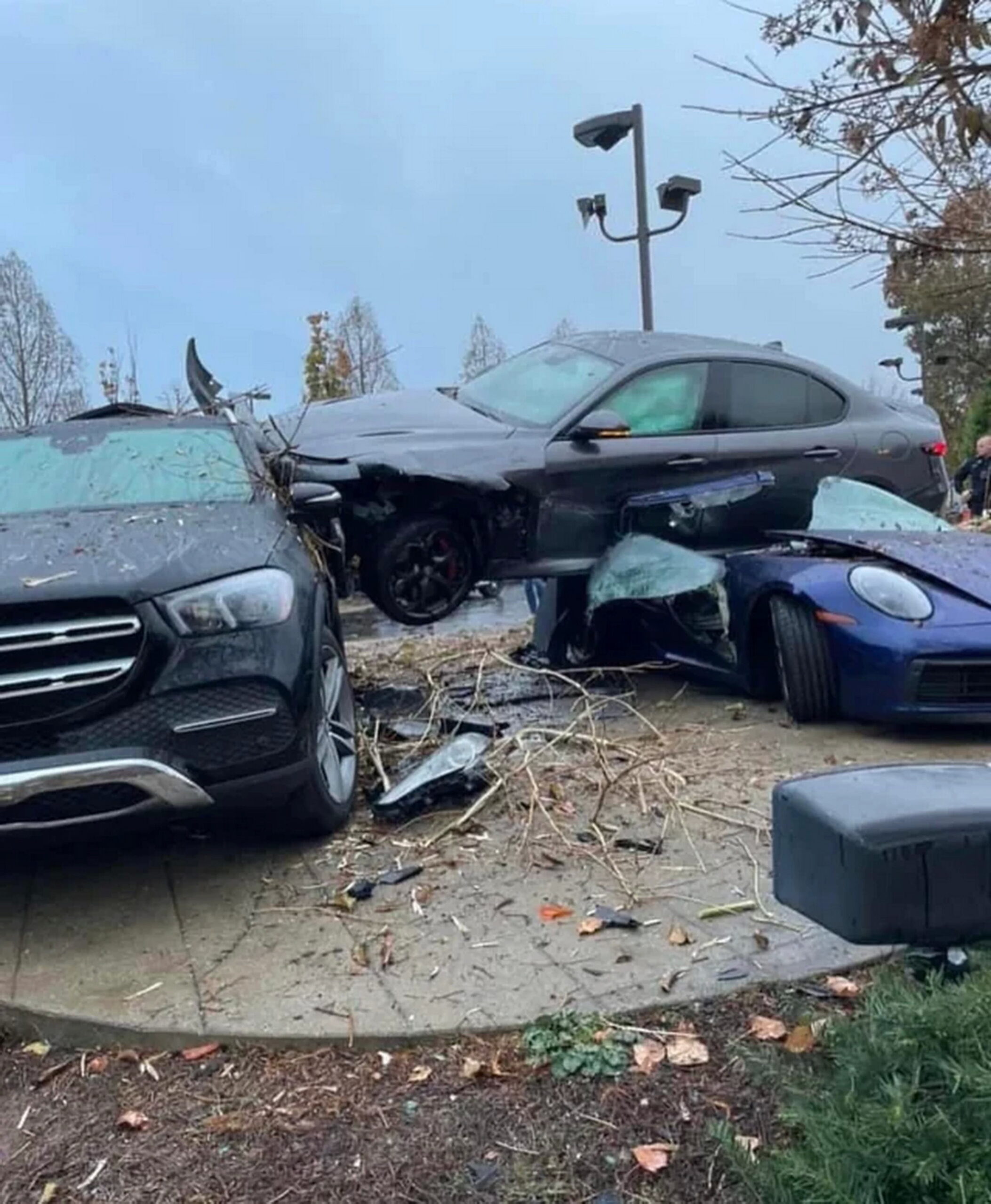 Dealer Mechanic Crashes Alfa Giulia QV Onto Porsche 911, Into Mercedes ...