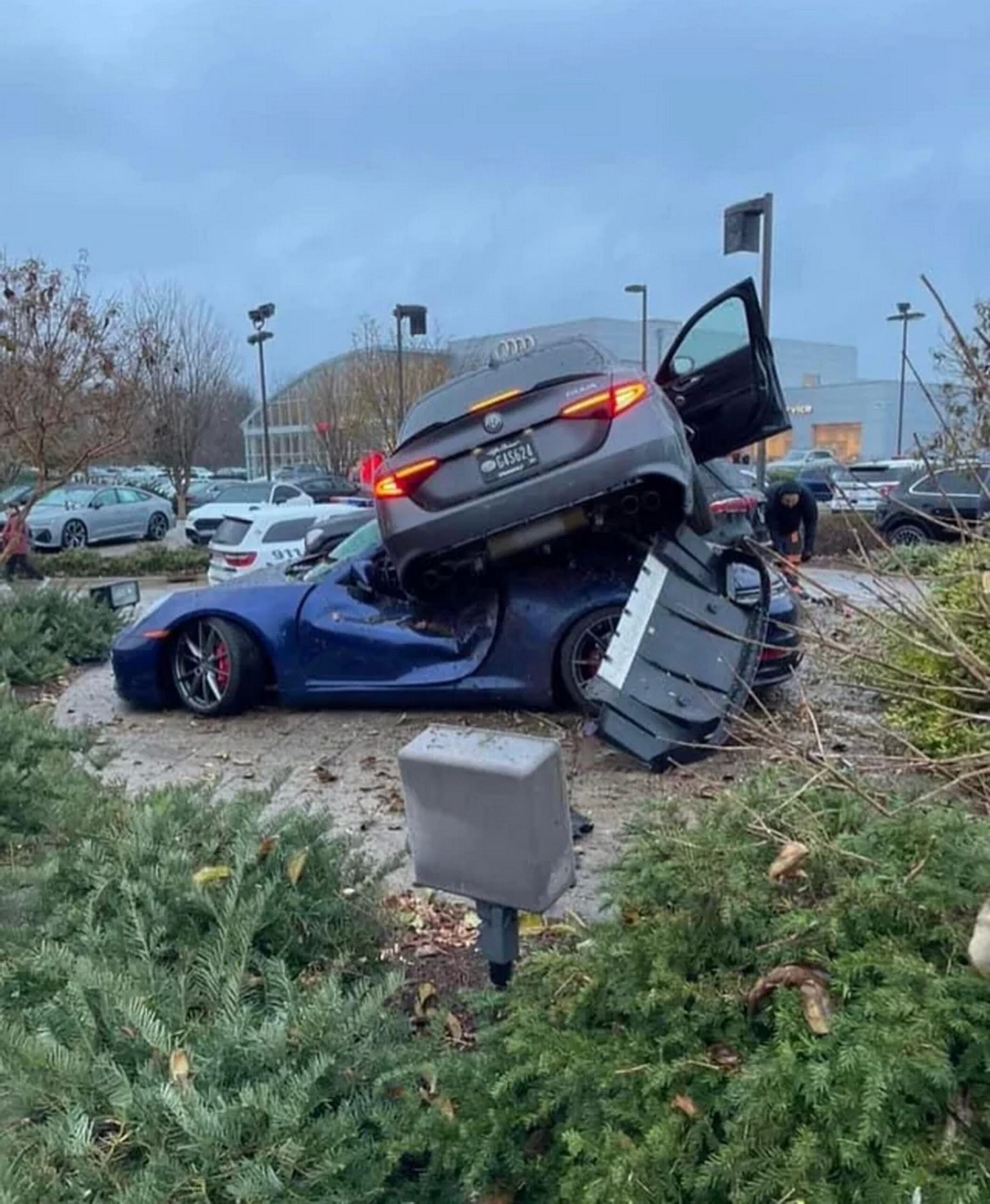 Dealer Mechanic Crashes Alfa Giulia QV Onto Porsche 911, Into Mercedes ...