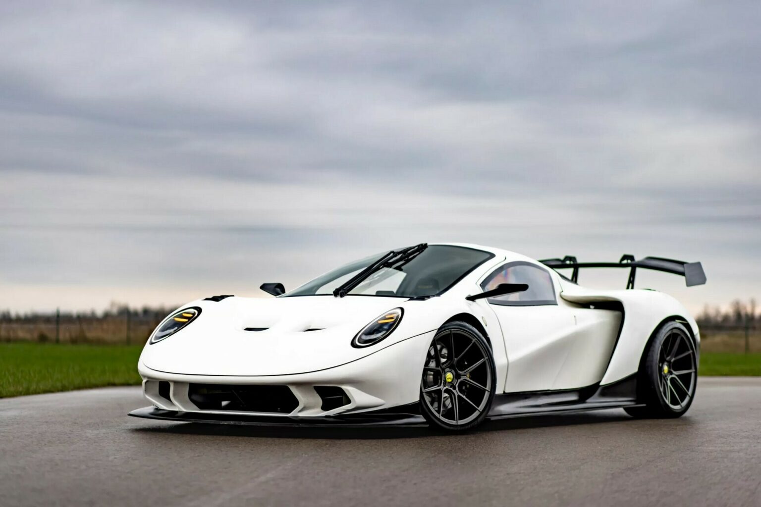 A New Kit Car From Lithuania Combines Porsche Looks With An Audi V10 ...