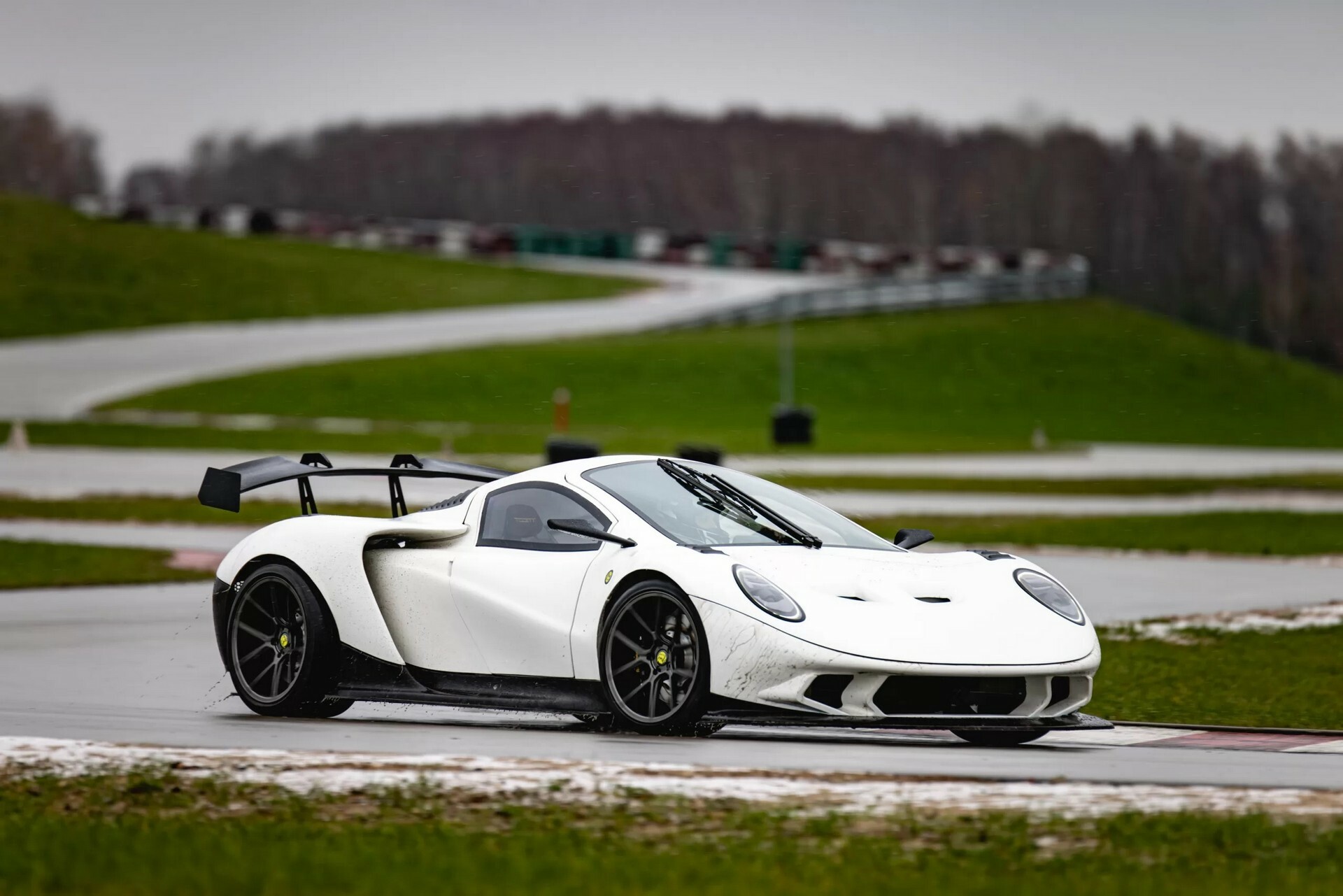 A New Kit Car From Lithuania Combines Porsche Looks With An Audi V10 ...