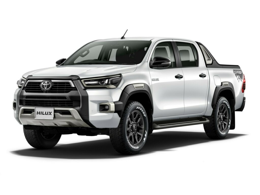 New Toyota Hilux Revo Rocco Is A Japanese Trailhunter With Flared ...