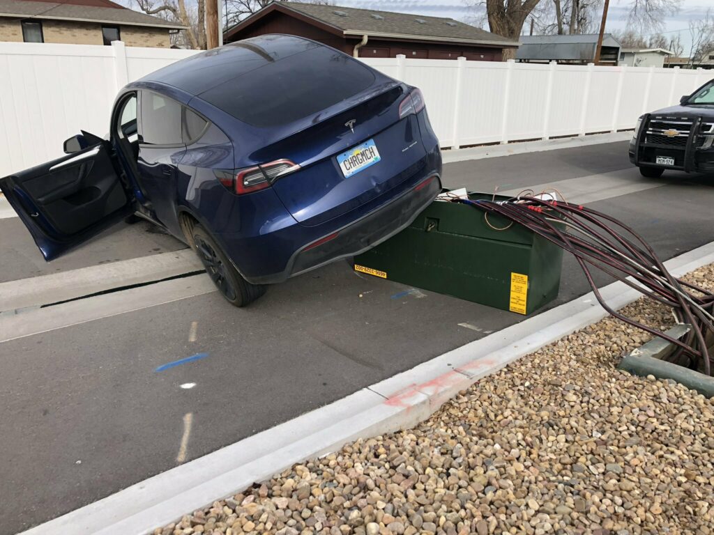 Tesla Model Y Knocks Out Power In Colorado Town In Alleged ‘Auto Drive ...