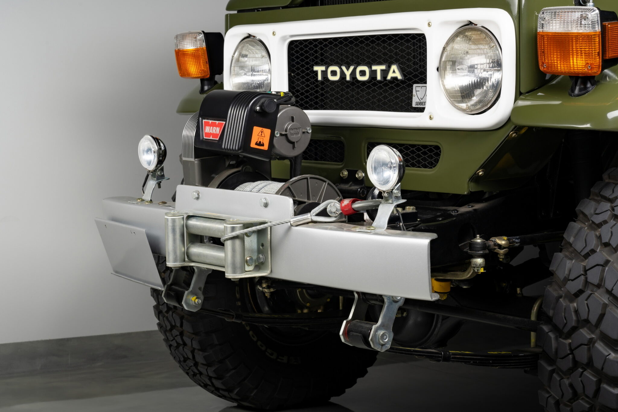 Restored 1983 Toyota FJ45 Land Cruiser Is So Minty You’ll Think You ...