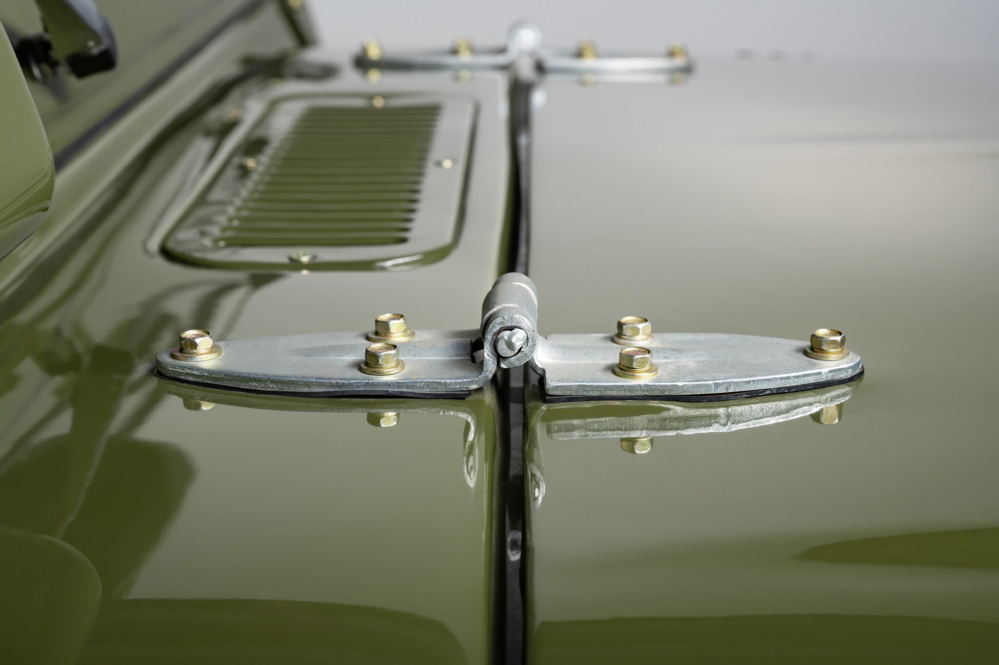 Restored 1983 Toyota FJ45 Land Cruiser Is So Minty You’ll Think You ...