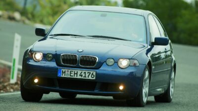 Bizarro BMW 3-Series E46 Compact Lost Itself In A 1940s Retro Maze ...