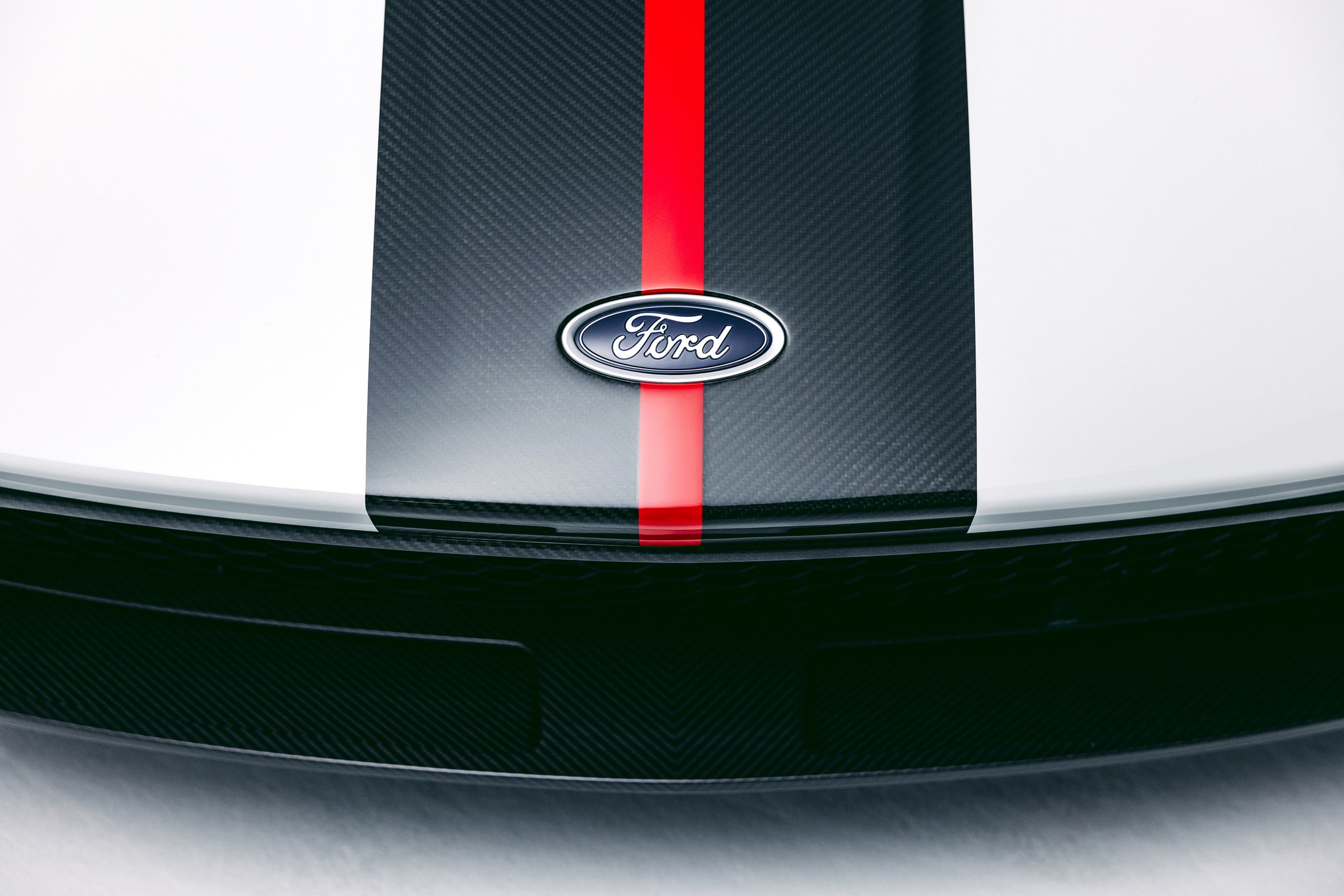 Undriven 12-Mile Ford GT Carbon Series Emerges From Garage | Carscoops