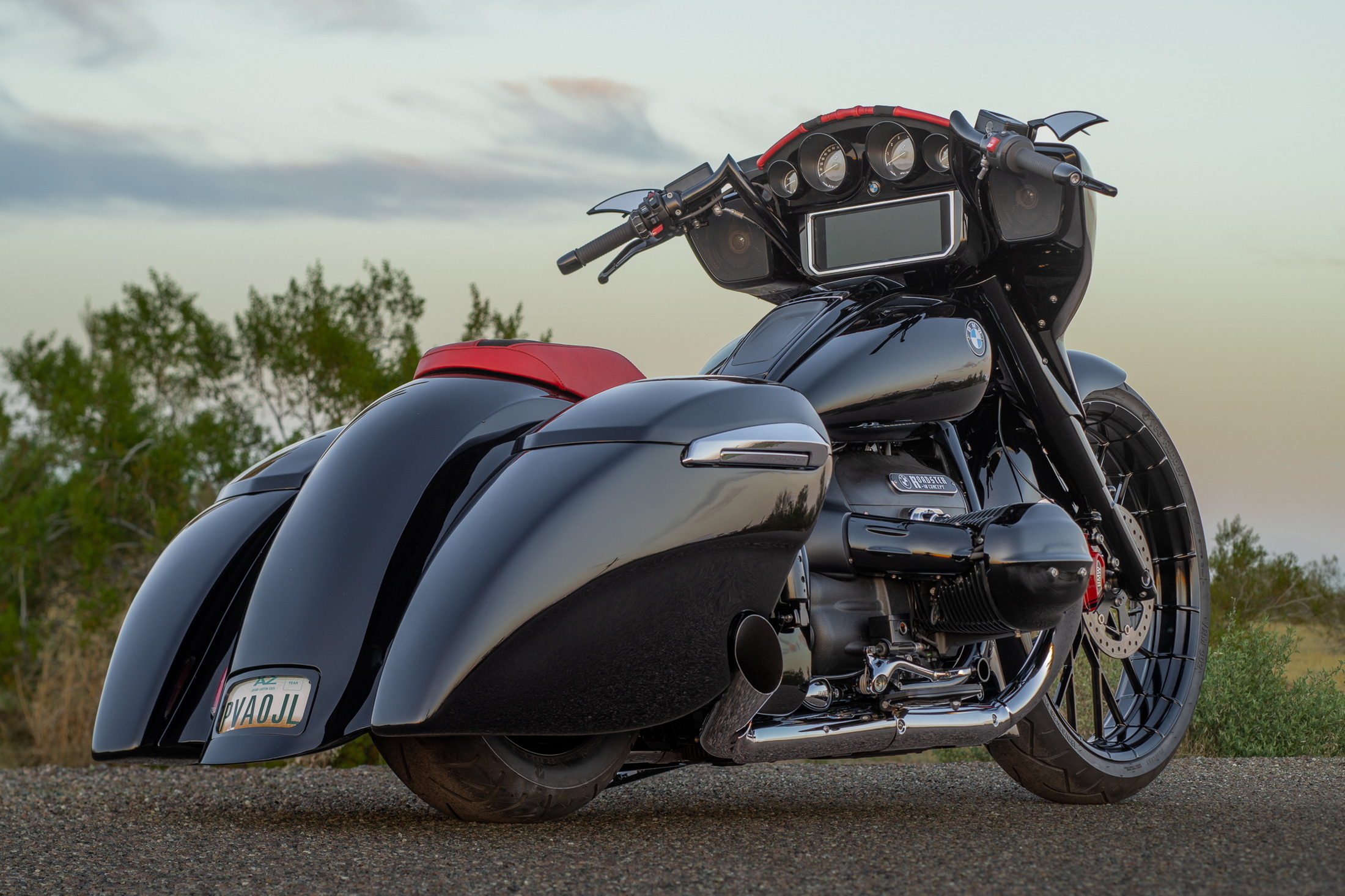 The BMW R 18 One Eight C Is A One-Off Bagger Built By Paul Yaffe ...