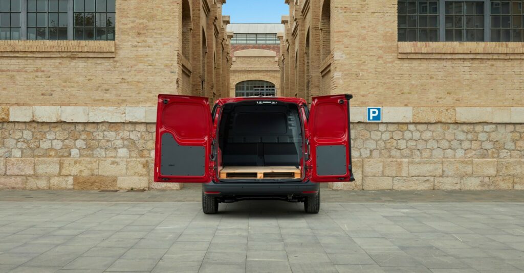 New Ford Transit Connect Offers PHEV Power, AWD, And Trick Rear Seats ...