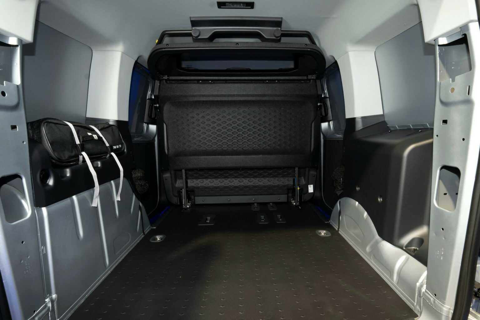 New Ford Transit Connect Offers PHEV Power, AWD, And Trick Rear Seats ...