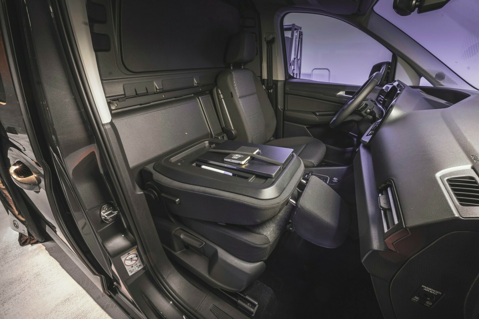 New Ford Transit Connect Offers PHEV Power, AWD, And Trick Rear Seats ...