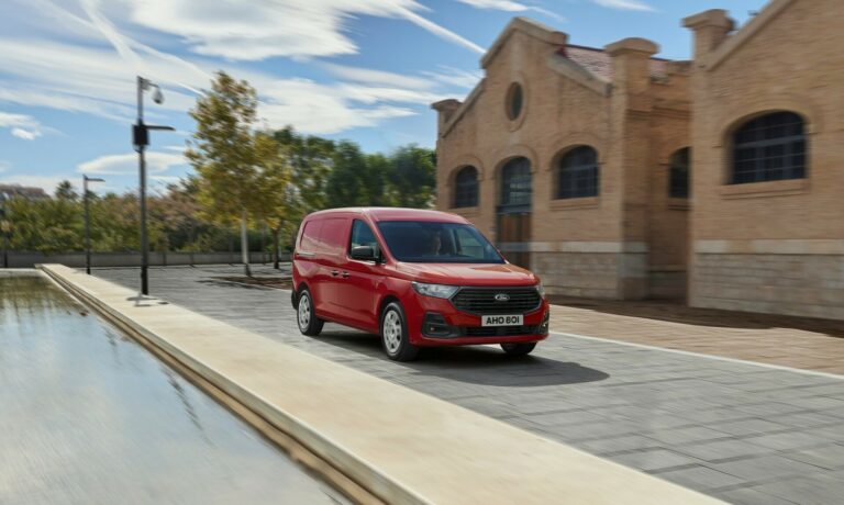 New Ford Transit Connect Offers PHEV Power, AWD, And Trick Rear Seats ...