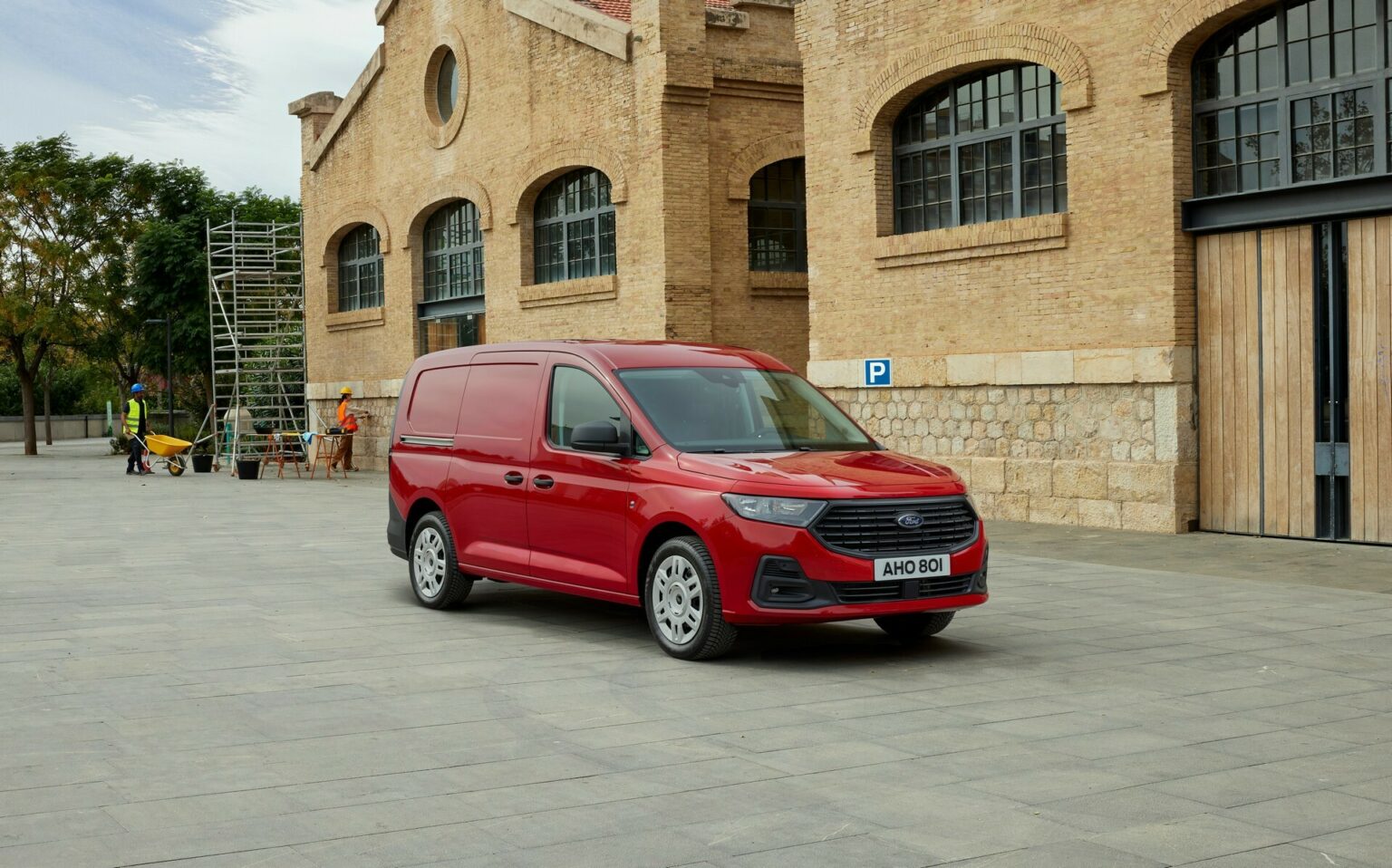 New Ford Transit Connect Offers PHEV Power, AWD, And Trick Rear Seats ...