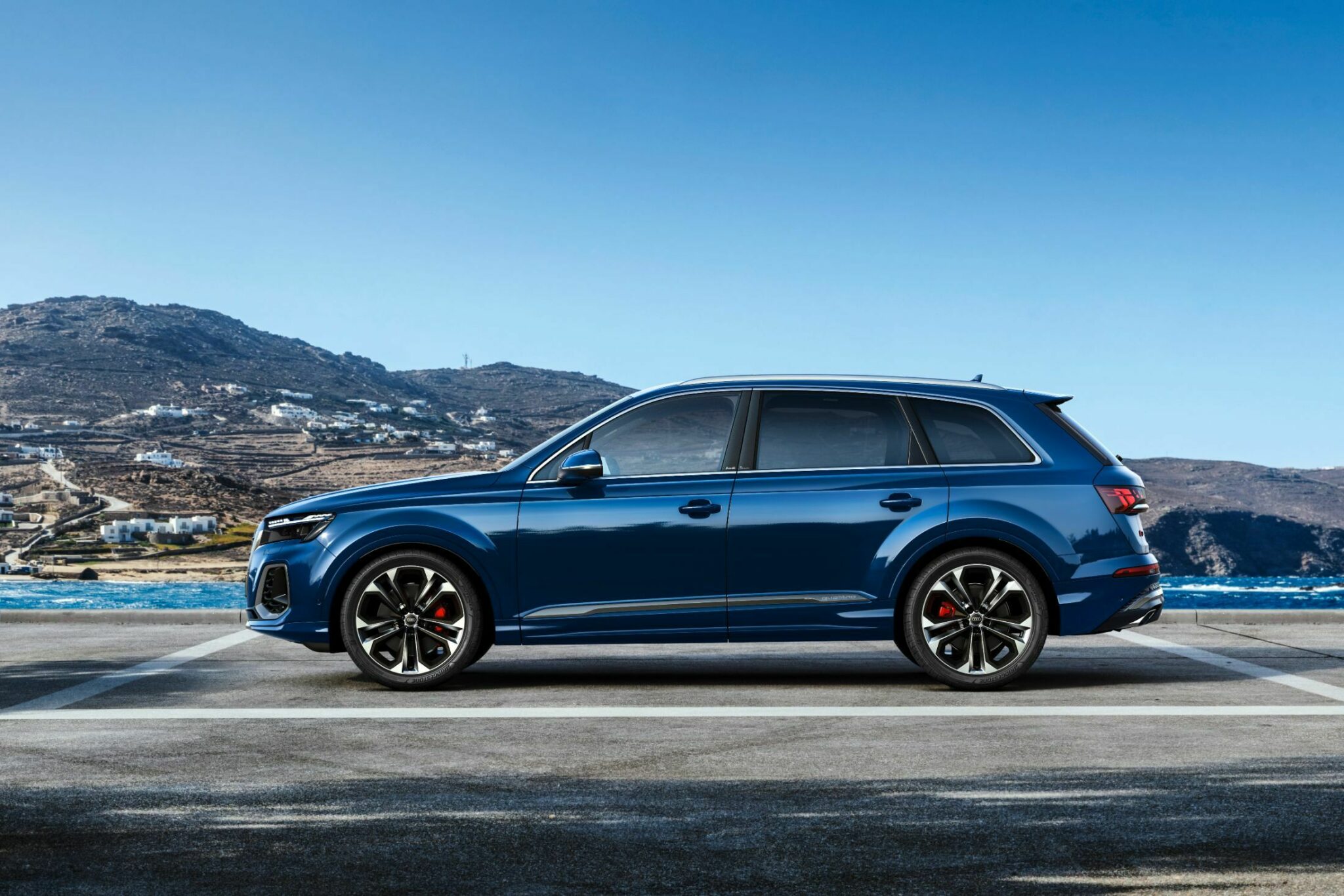 2025 Audi Q7 Shines Brighter With Second Facelift, Starts At $60,500 ...