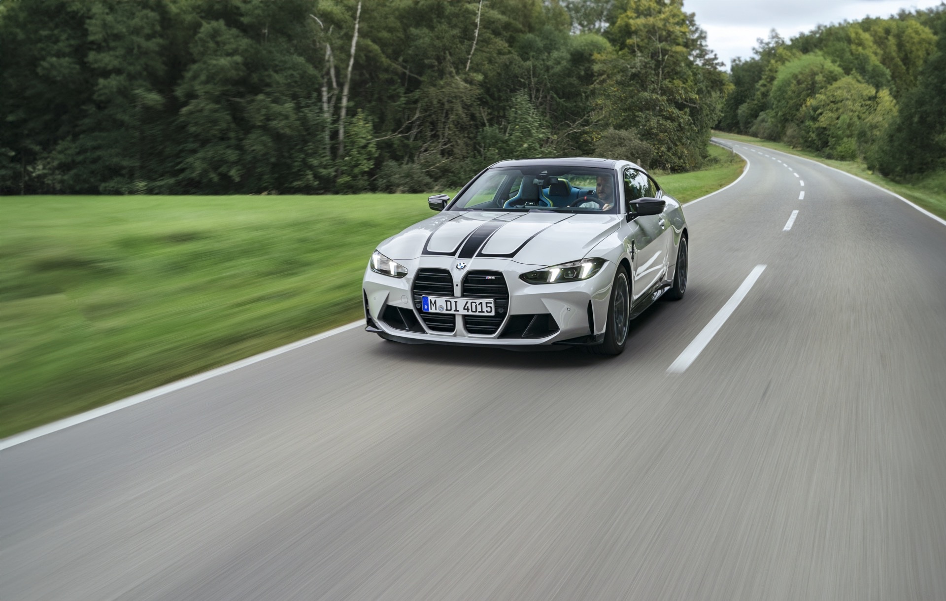 2025 BMW M4 Facelift Brings New Lights And 20HP Boost For Competition ...