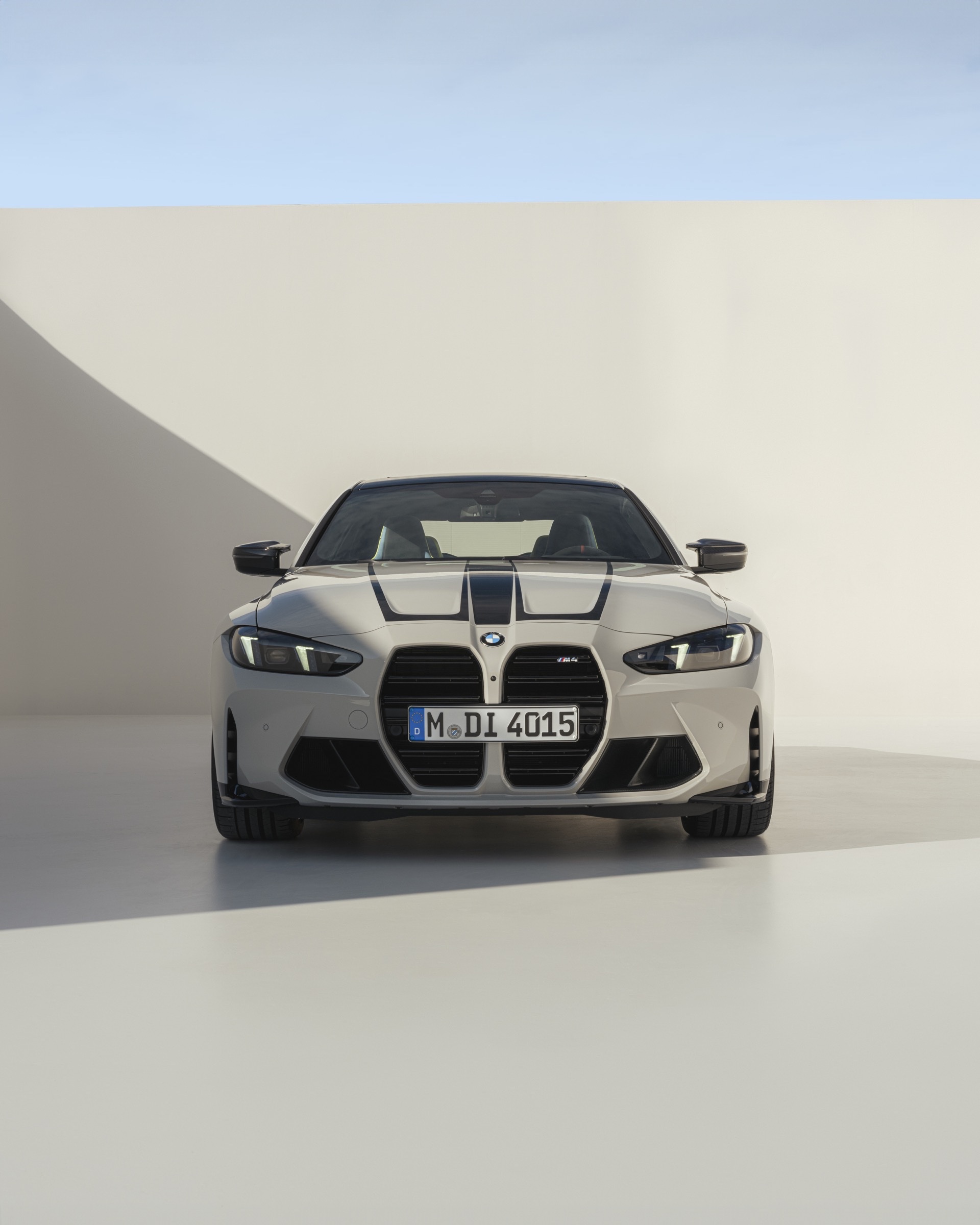 2025 BMW M4 Facelift Brings New Lights And 20HP Boost For Competition ...
