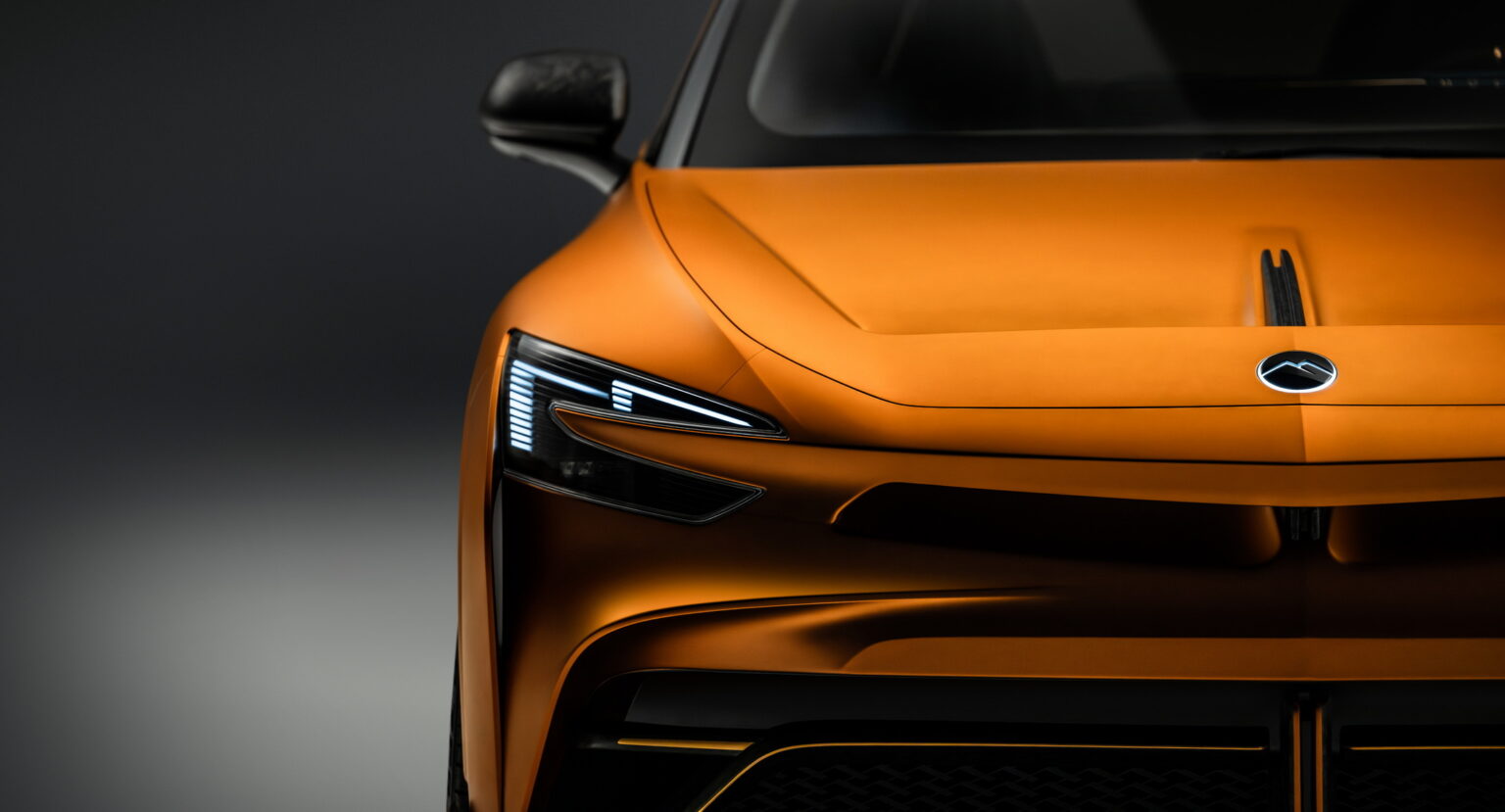 Mullen Five RS Is A Super Crossover With 200 MPH And 1,000 HP | Carscoops