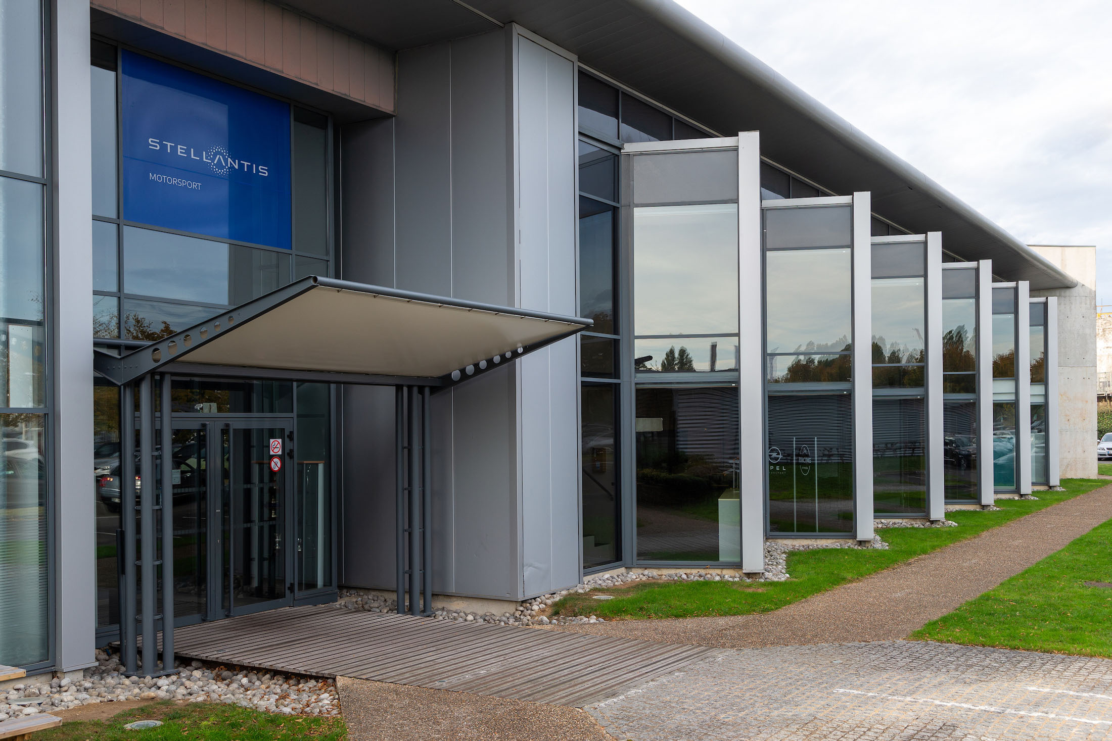 237 HP 600E Crossover Is Abarth’s Most Powerful Car Ever, But Sticks ...