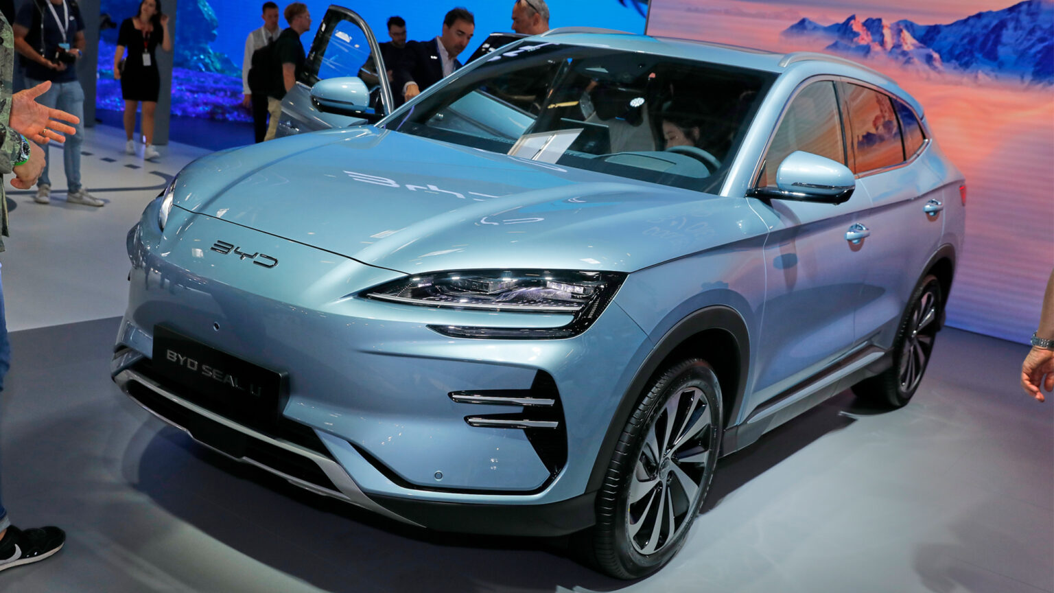 BYD Overtakes VW Group As China’s Best-Selling Car Brand | Carscoops