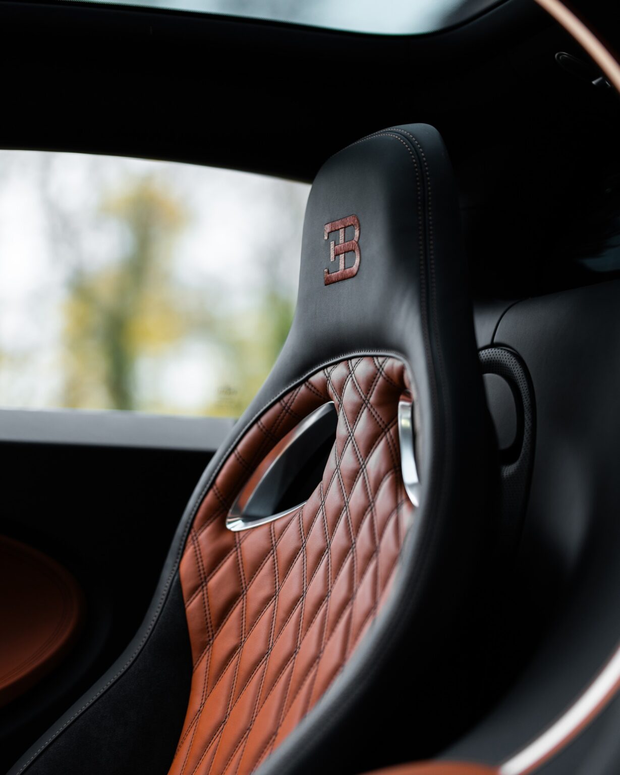 This Is The Final ‘Standard’ Bugatti Chiron To Be Built | Carscoops