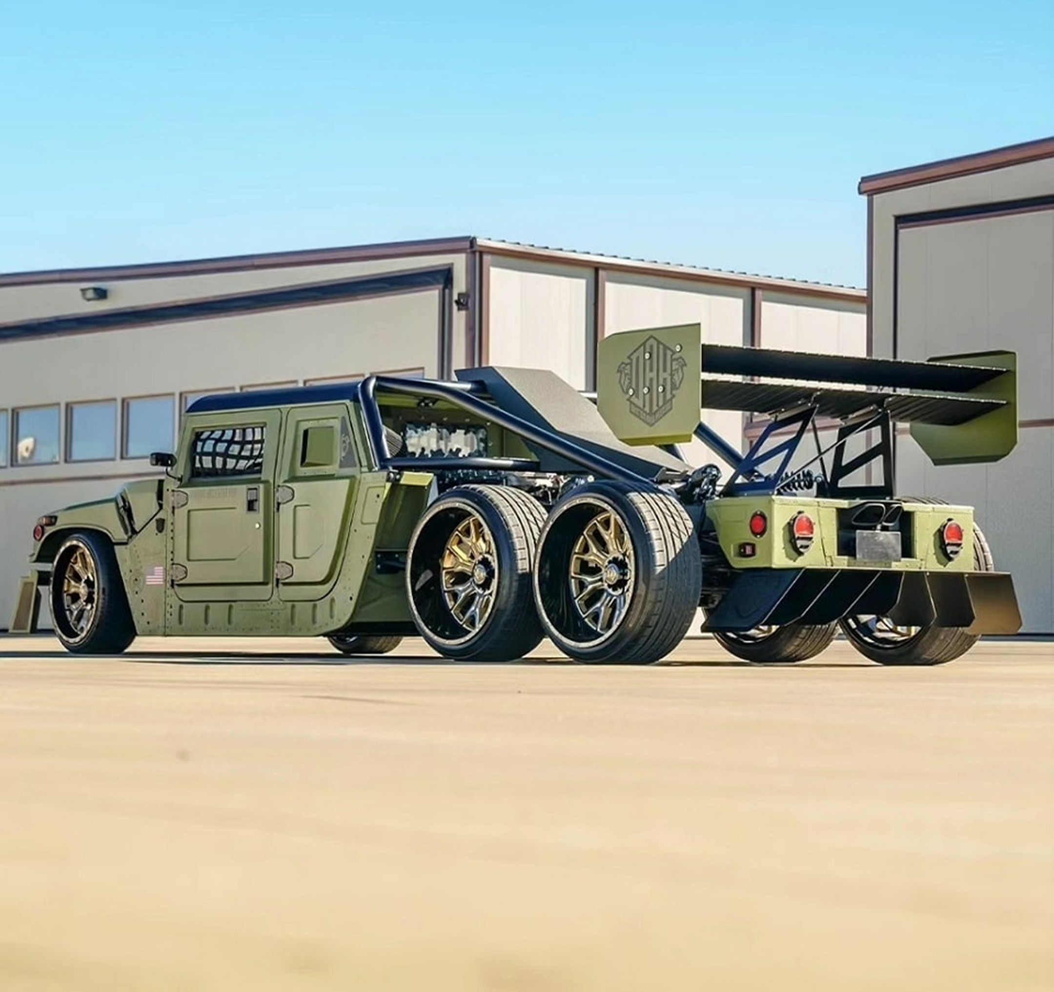Hellcat-Powered 6×2 Humvee May Struggle On Speed Bumps But It’ll Look ...