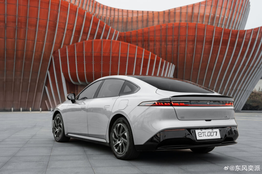 Dongfeng eπ 007 EV Offers Lambo Doors And Up To 536 hp From Just $22,400 | Carscoops